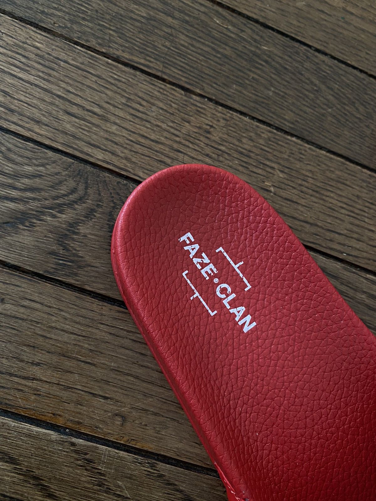 FaZe Rare Faze Clan Red Logo Slides 10 / 43 ️🧊 Gamer Banks x | Grailed