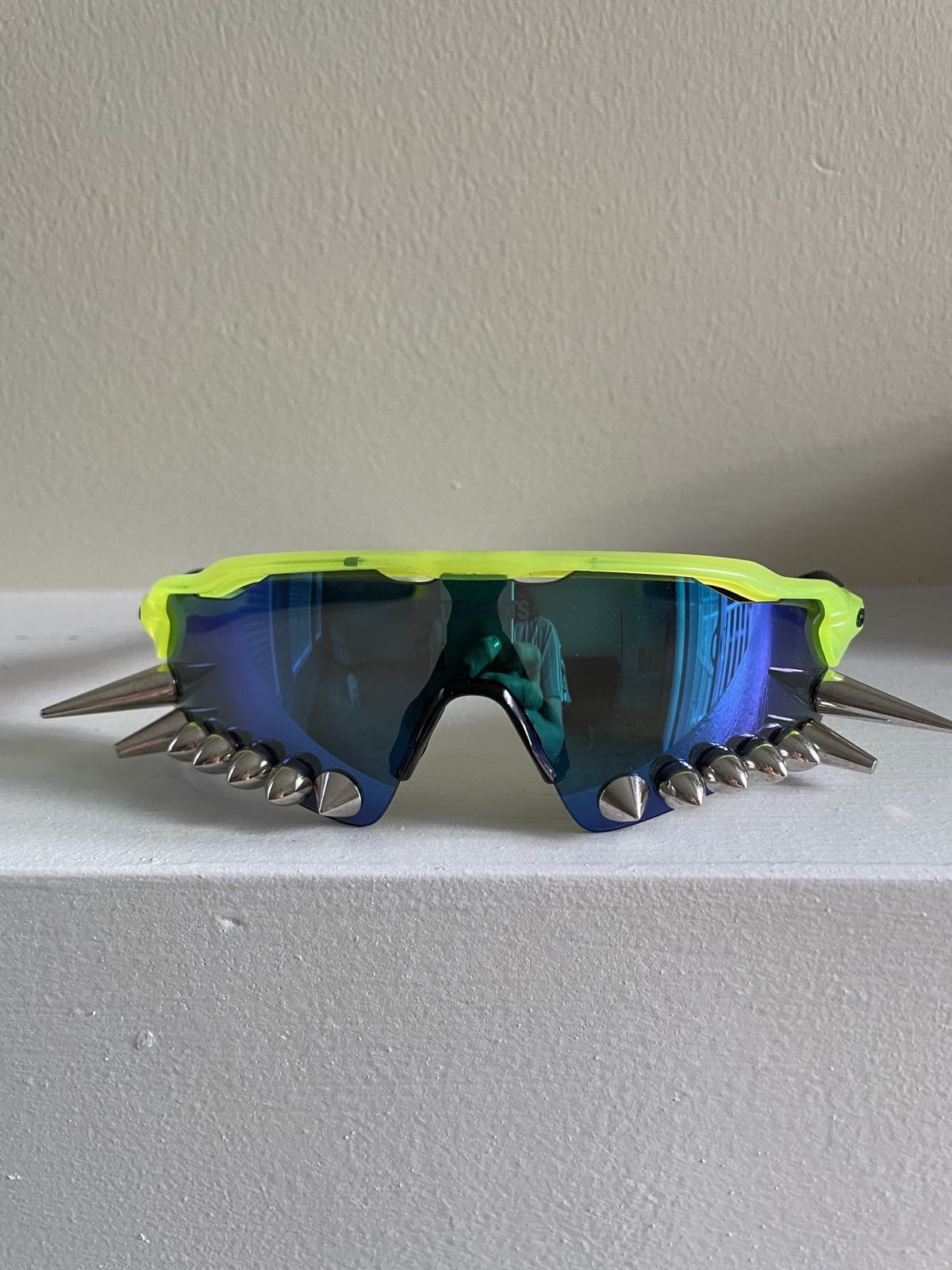 Oakley VETEMENTS x OAKLEY SPIKES 400 SUNGLASSES | Grailed