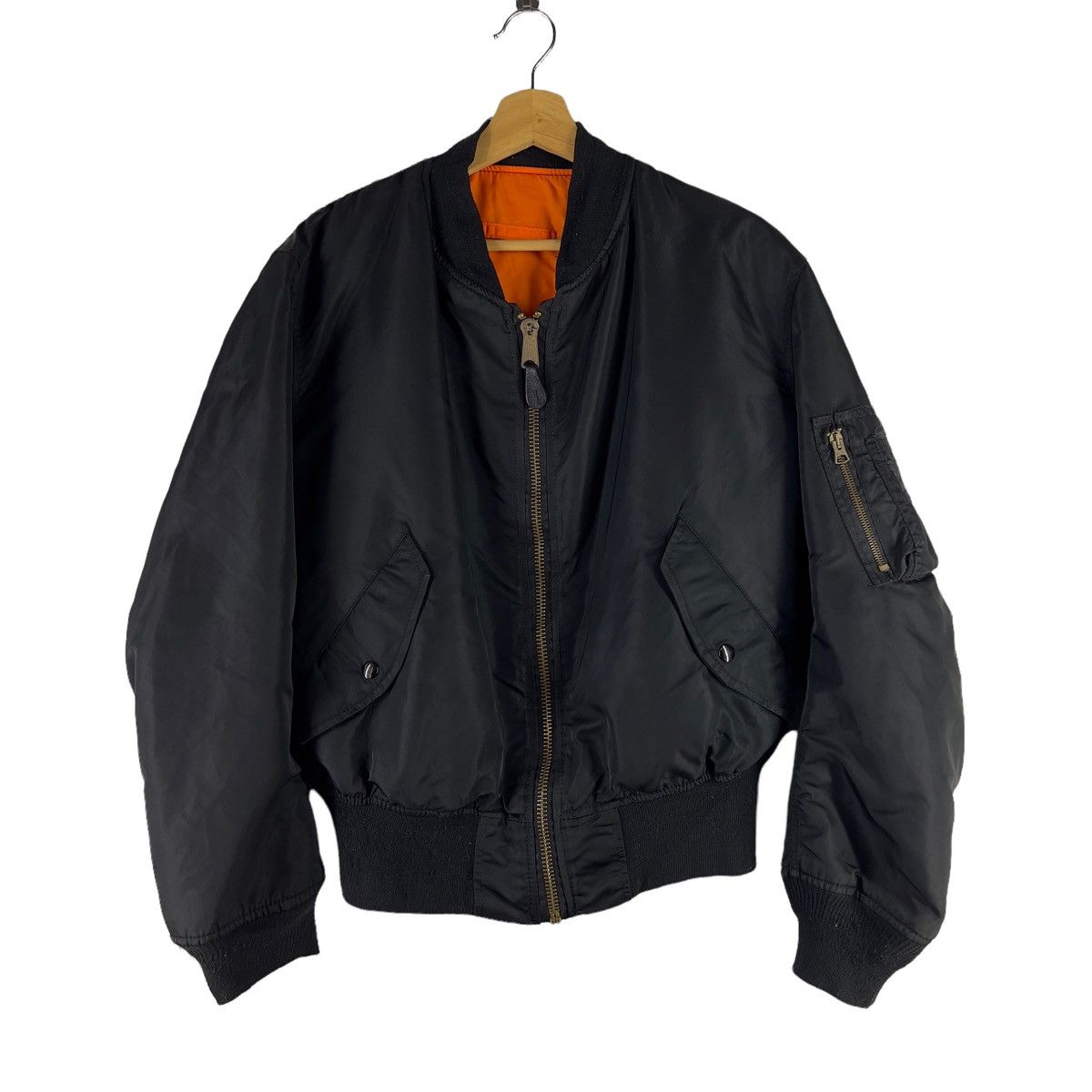 Alpha × Alpha Industries × Vintage 🔥RIOT RIOT RIOT VINTAGE ALPHA ...