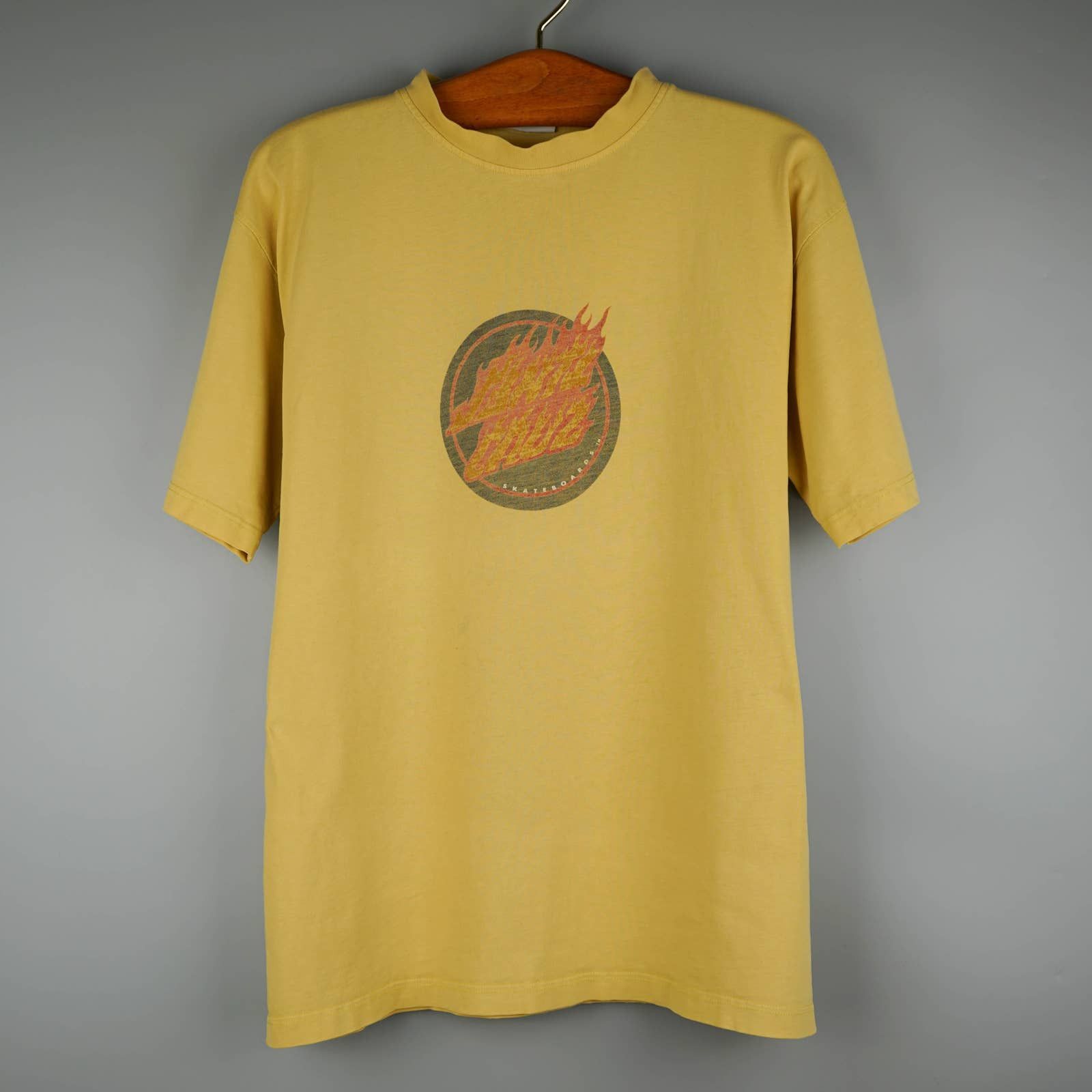 Santa Cruz Skateboards × Vintage Vintage 1990s Santa Cruz Skateboards T ... Santa Cruz Skateboards × Vintage Vintage 1990s Santa Cruz Skateboards T ...