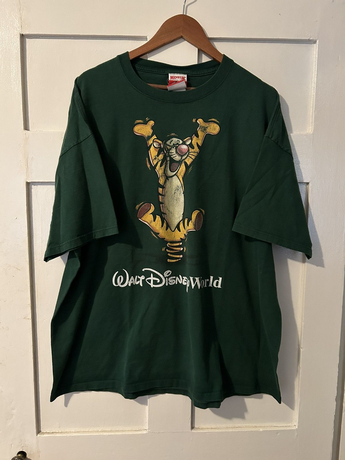 Disney × Mickey Mouse × Vintage Crazy vintage 90s tigger disney world ...