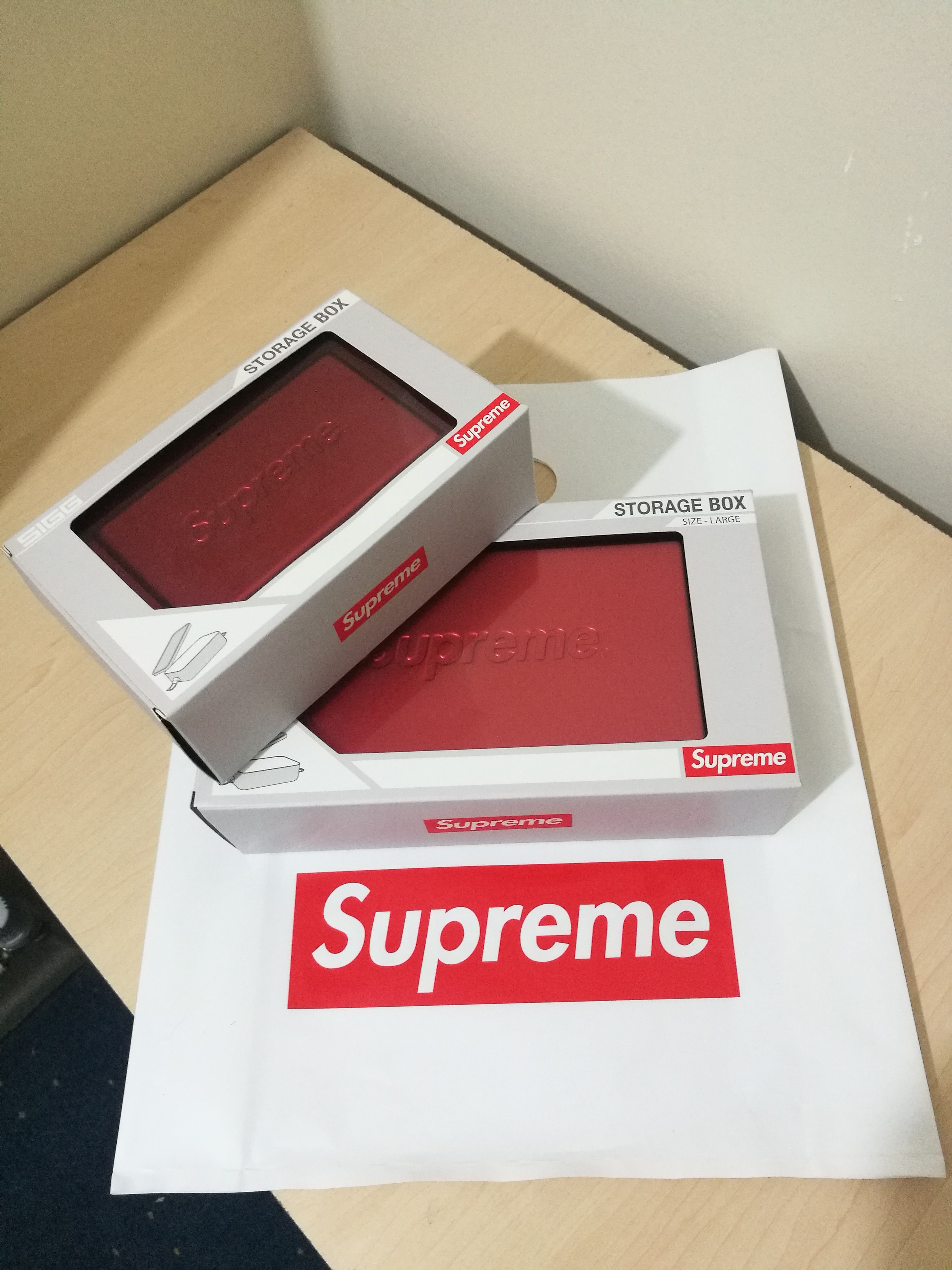 Supreme Supreme/SIGG Small and Large Metal Box | Grailed