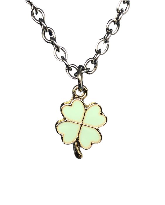 Chain micro four leaf clover | Grailed