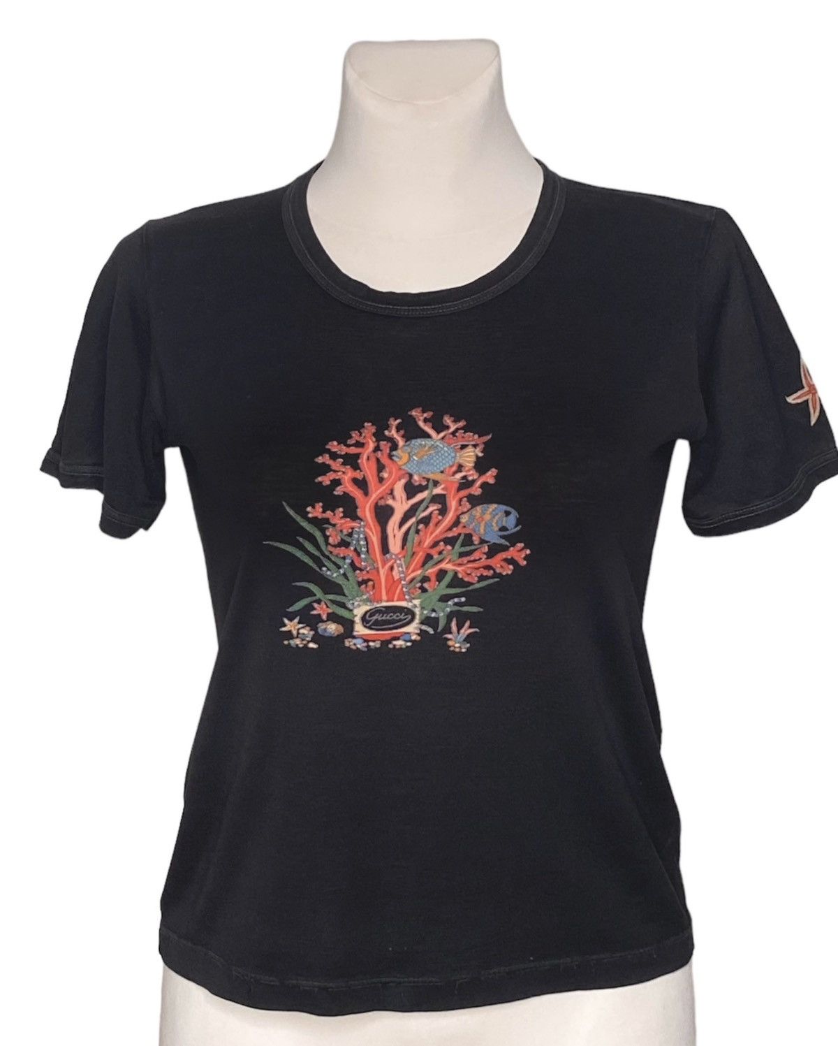 Gucci Vintage Gucci Norma Ledge T-Shirt Tee Print coral reef Fish | Grailed