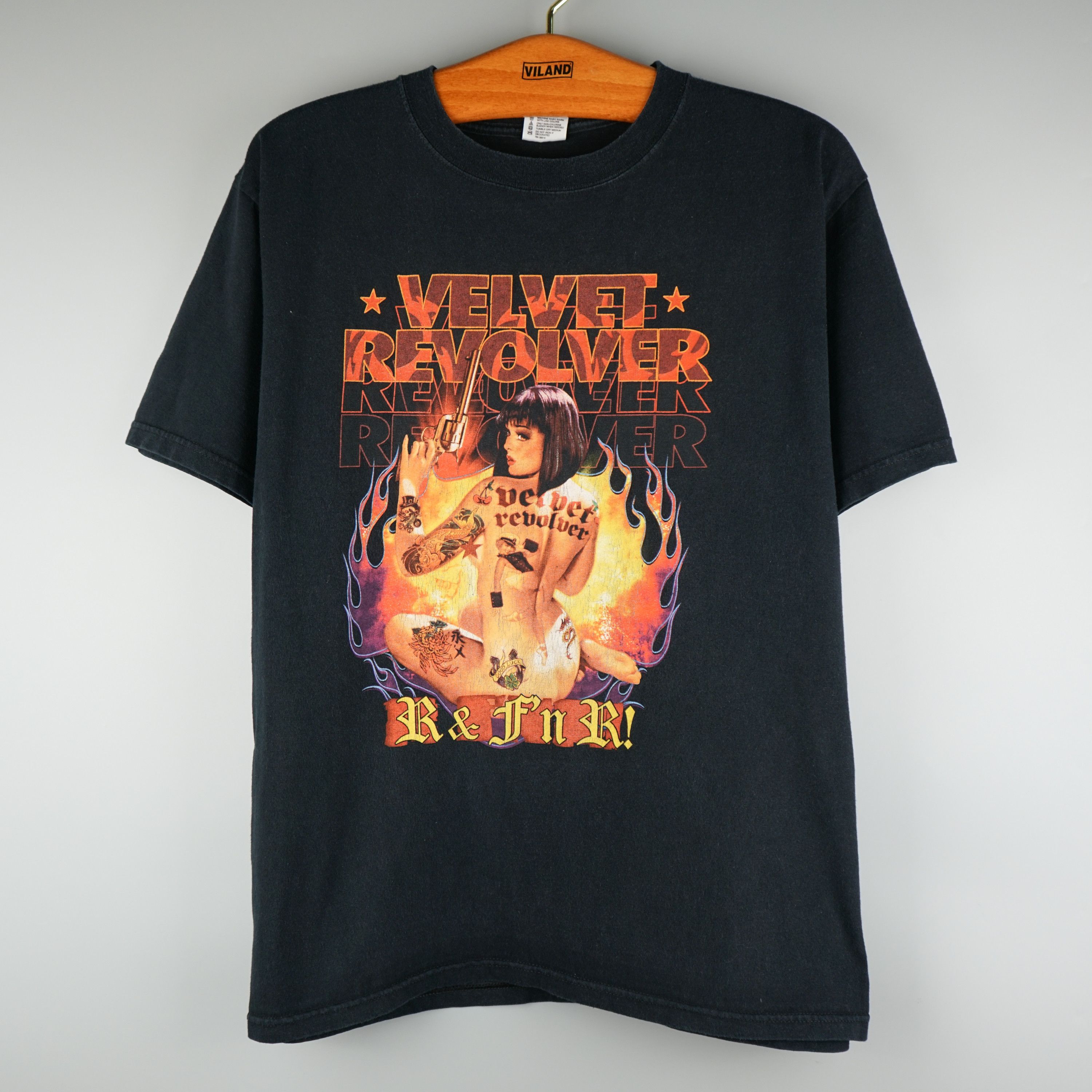 Vintage 2005 Velvet Revolver t-shirt | Grailed