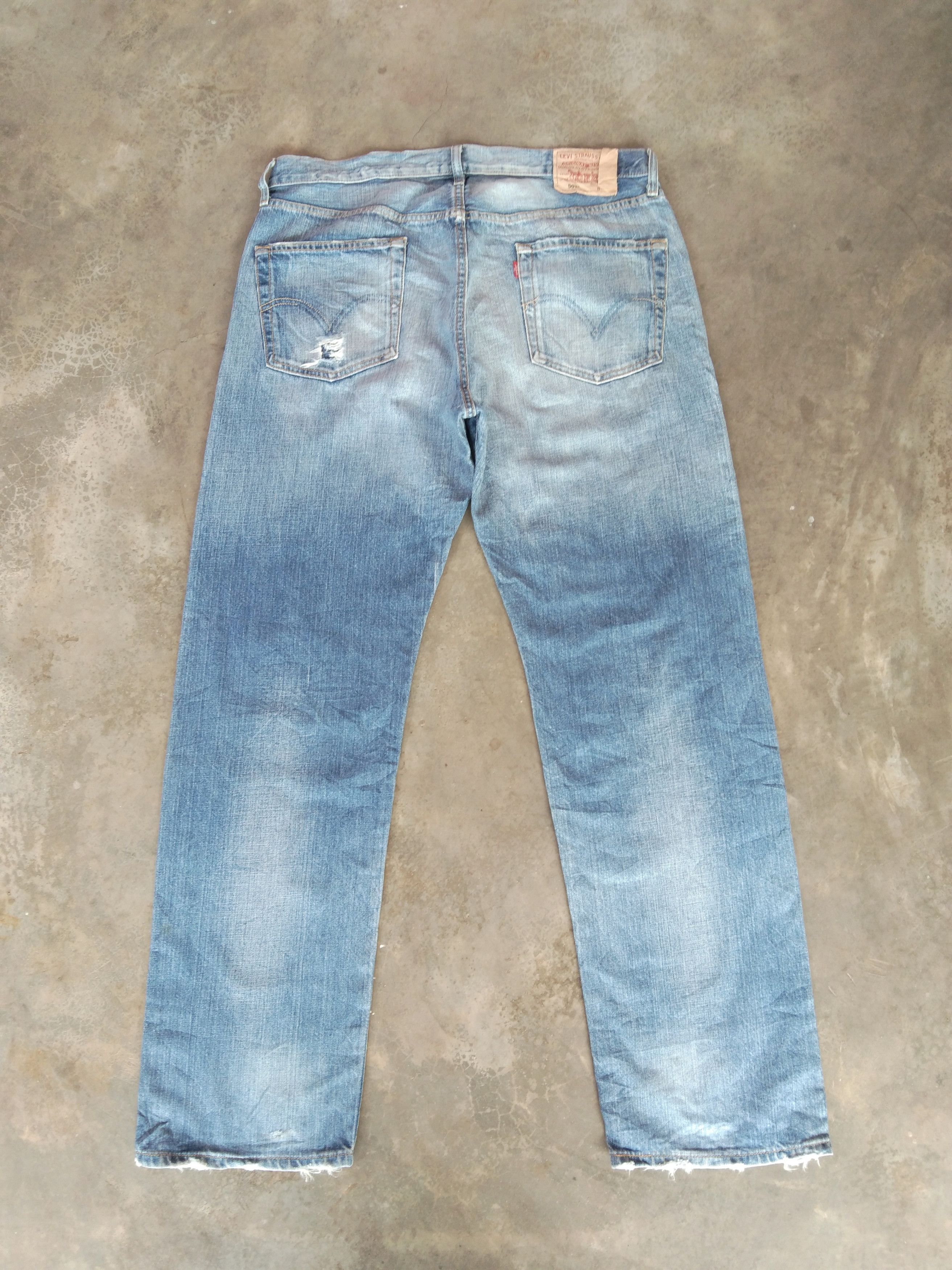 Vintage Vintage Levi's 501 Fade Distressed Jeans 36x32.5 | Grailed
