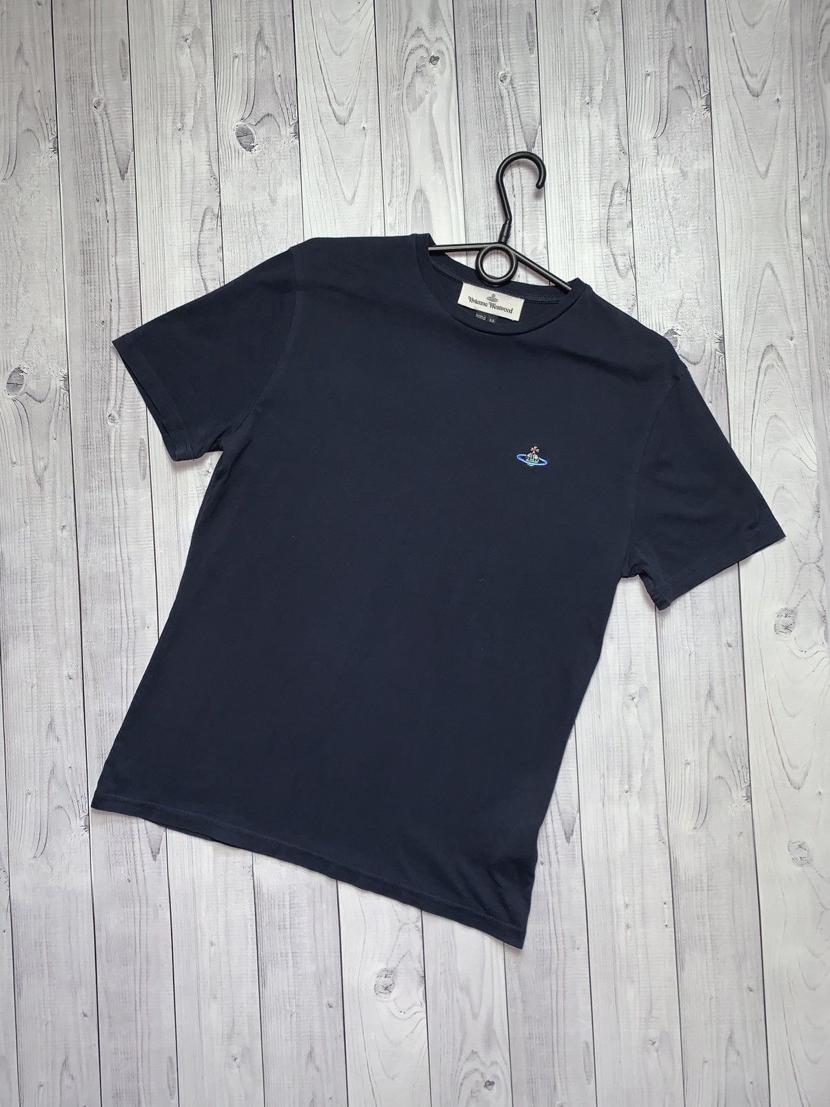 Luxury × Vintage × Vivienne Westwood Vivienne Westwood tee logo size M ...