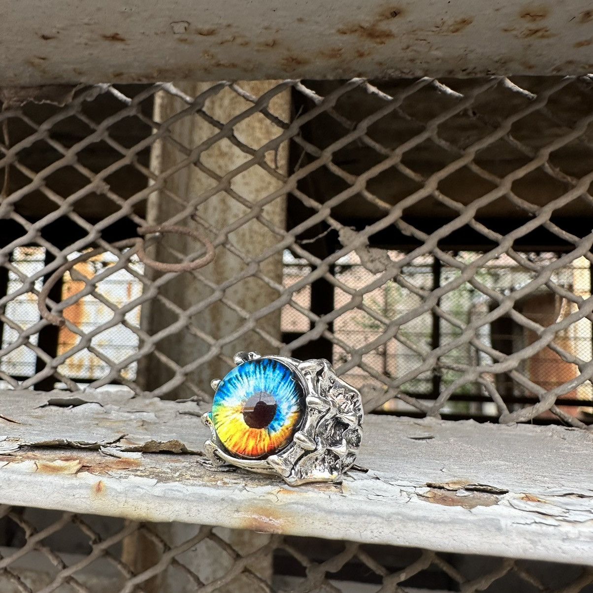 Avant Garde 1/1 Vintage Ring Eye y2k Style Glamour | Grailed