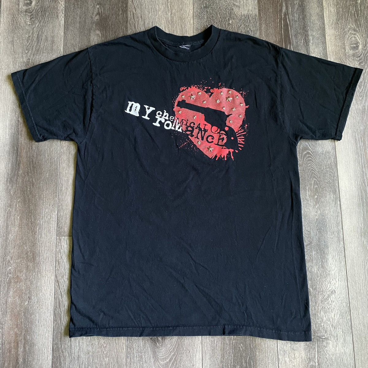 Vintage Vintage 2000s My Chemical Romance Gun Fire At Will Band Tee ...