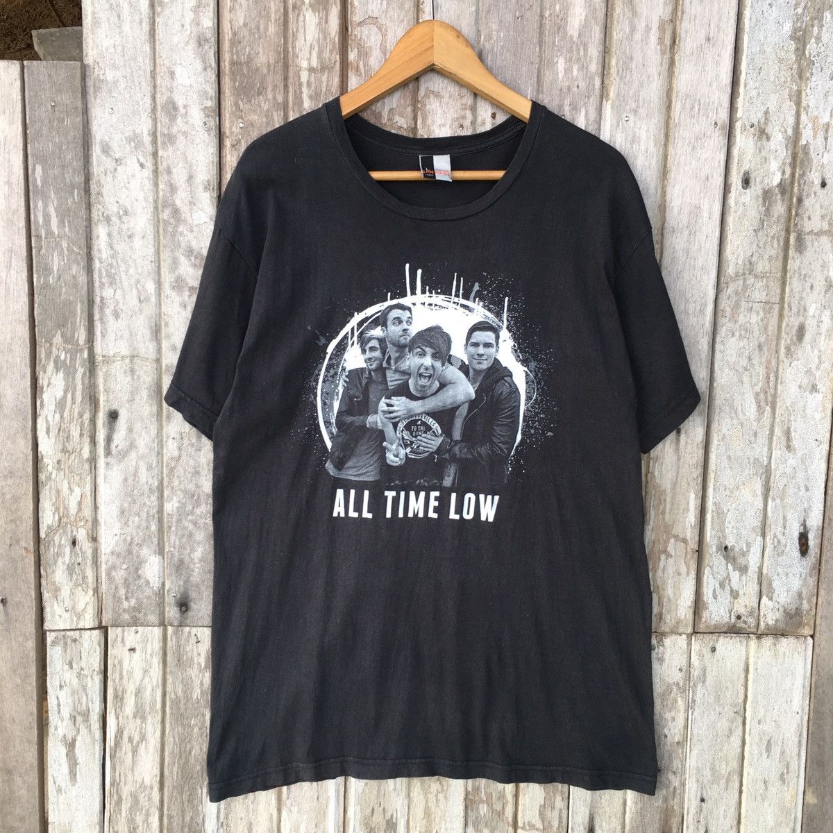 Alternative × Band Tees × Vintage Thrashed Faded All Time Low Band Tee ...