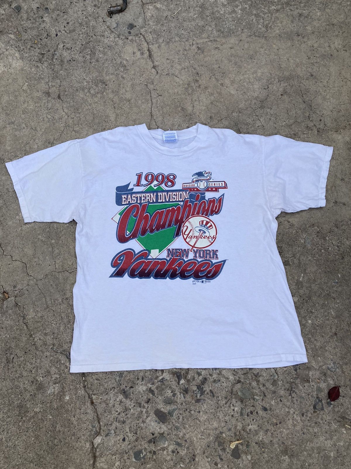 Vintage Vintage New York yankees division champions 1998 | Grailed
