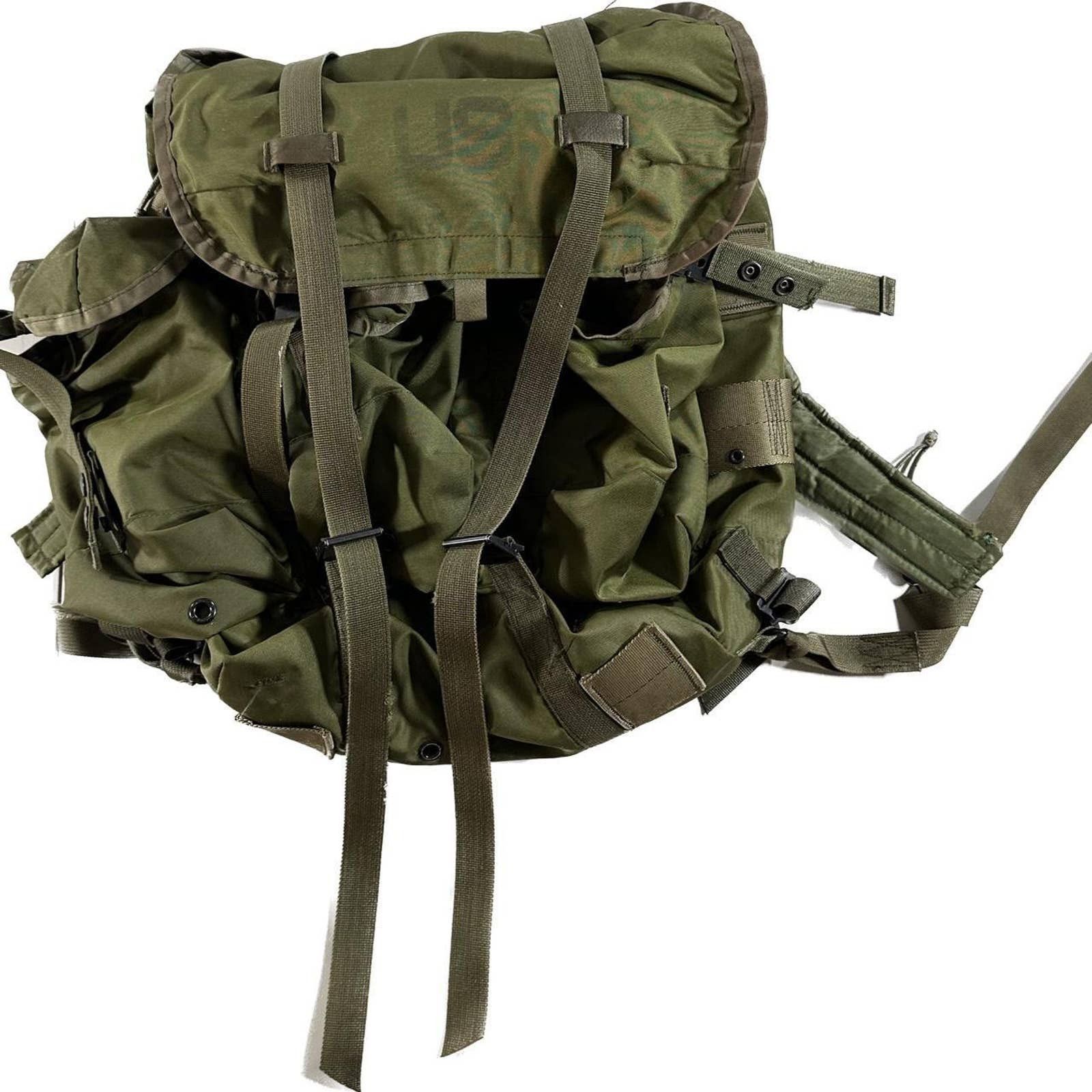 Vintage Vintage Green Backpack 20th Century | Grailed