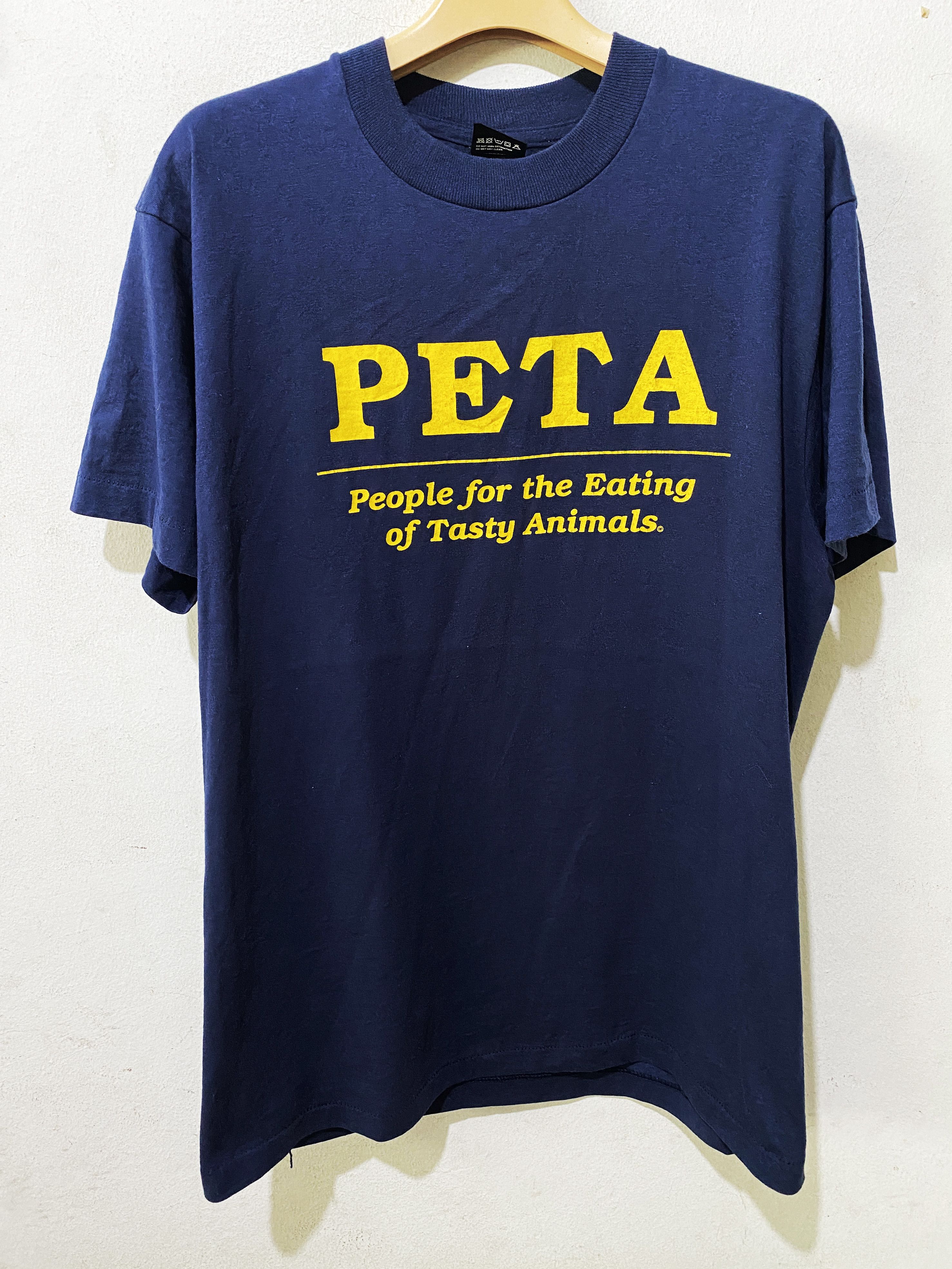 Art × Streetwear × Vintage Vintage 90s PETA Shirt | Grailed