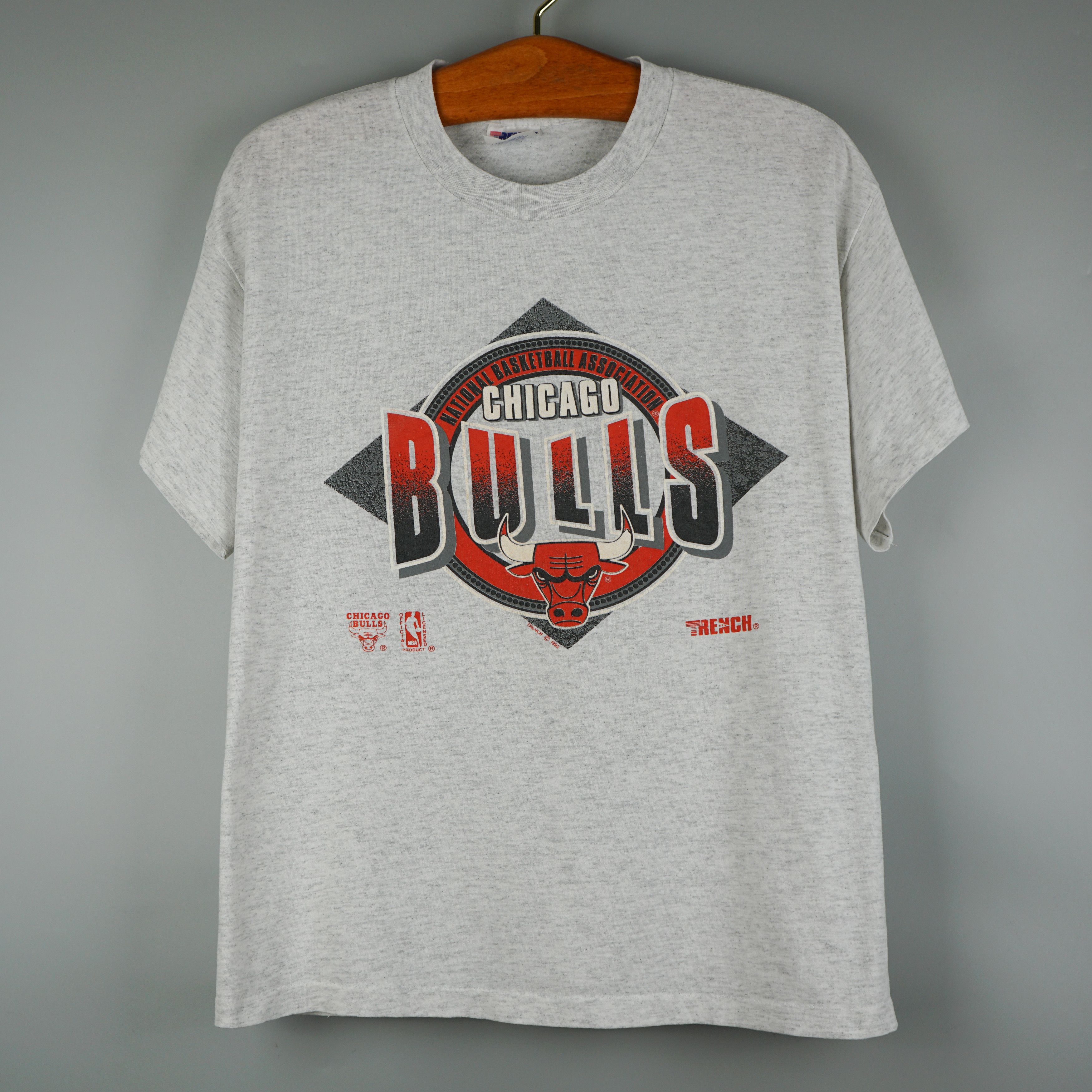 Chicago Bulls × NBA × Vintage 1992 Chicago Bulls logo t-shirt | Grailed