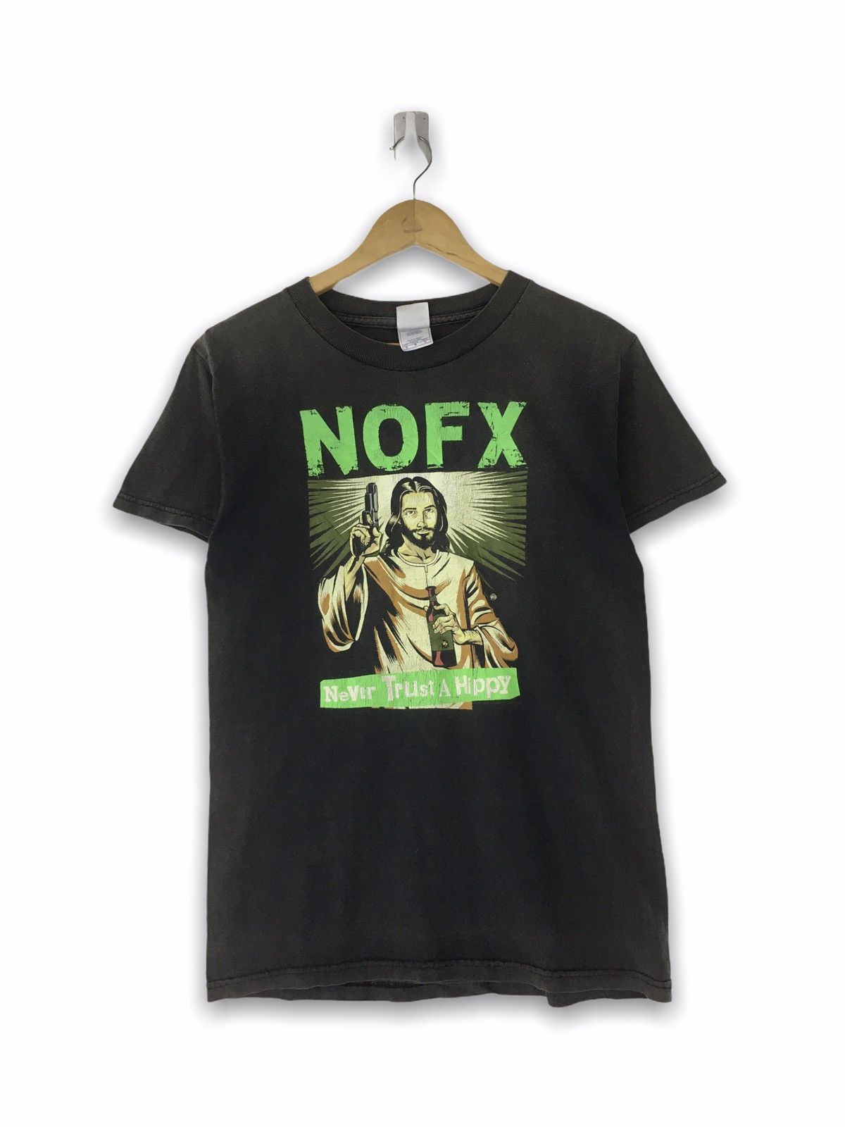 Band Tees × Vintage Rare design NOFX never trust a hippy fat wreck ...