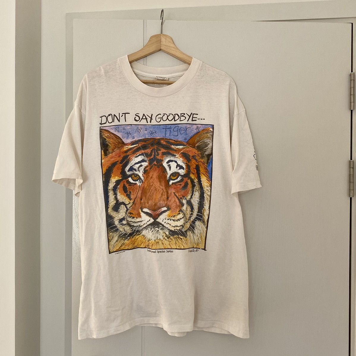Vintage Vtg.90s Tiger (Species Series) | Grailed