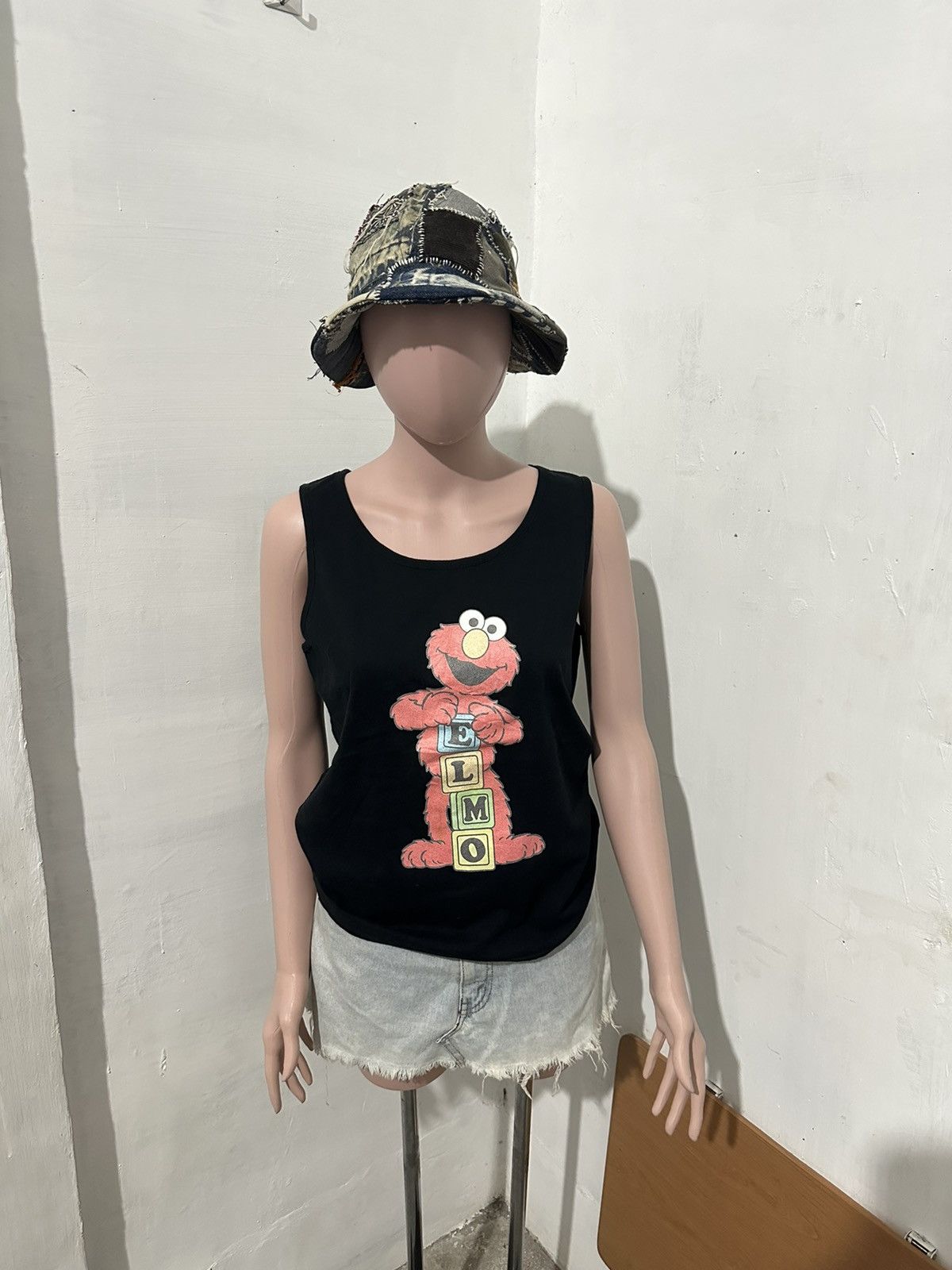 Cartoon Network × Japanese Brand Sesame Street Elmo Sleeveless | Grailed