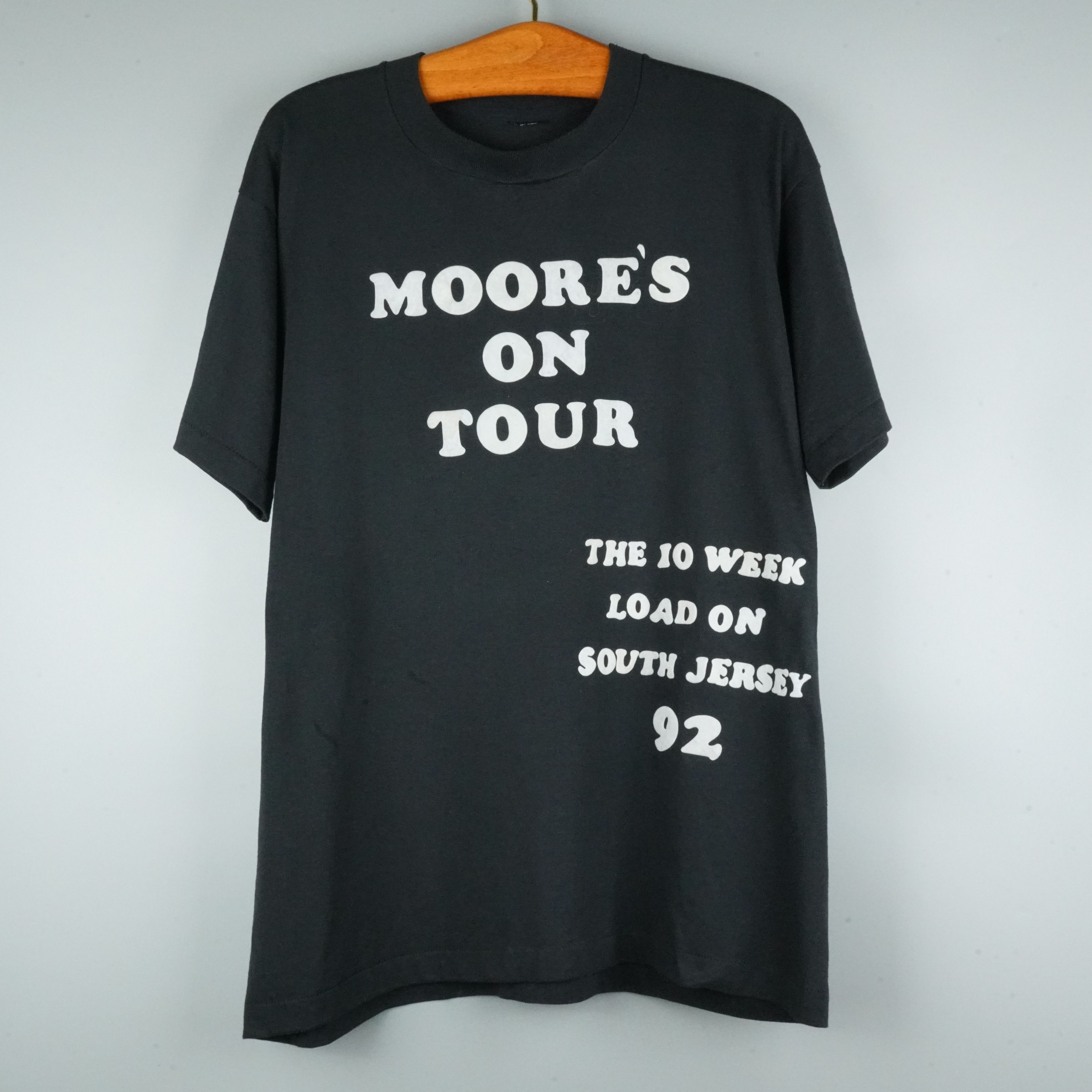 Vintage 1992 Moore's on Tour t-shirt | Grailed