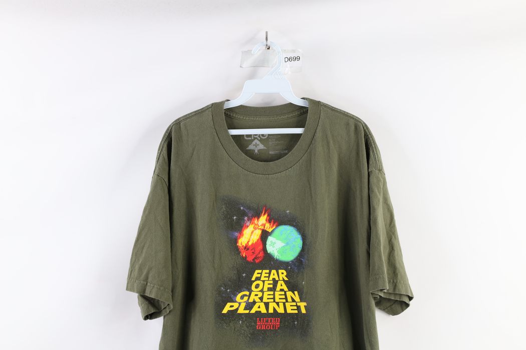 Vintage Vintage LRG Lifted Research Group of A Green Planet T-Shirt ...