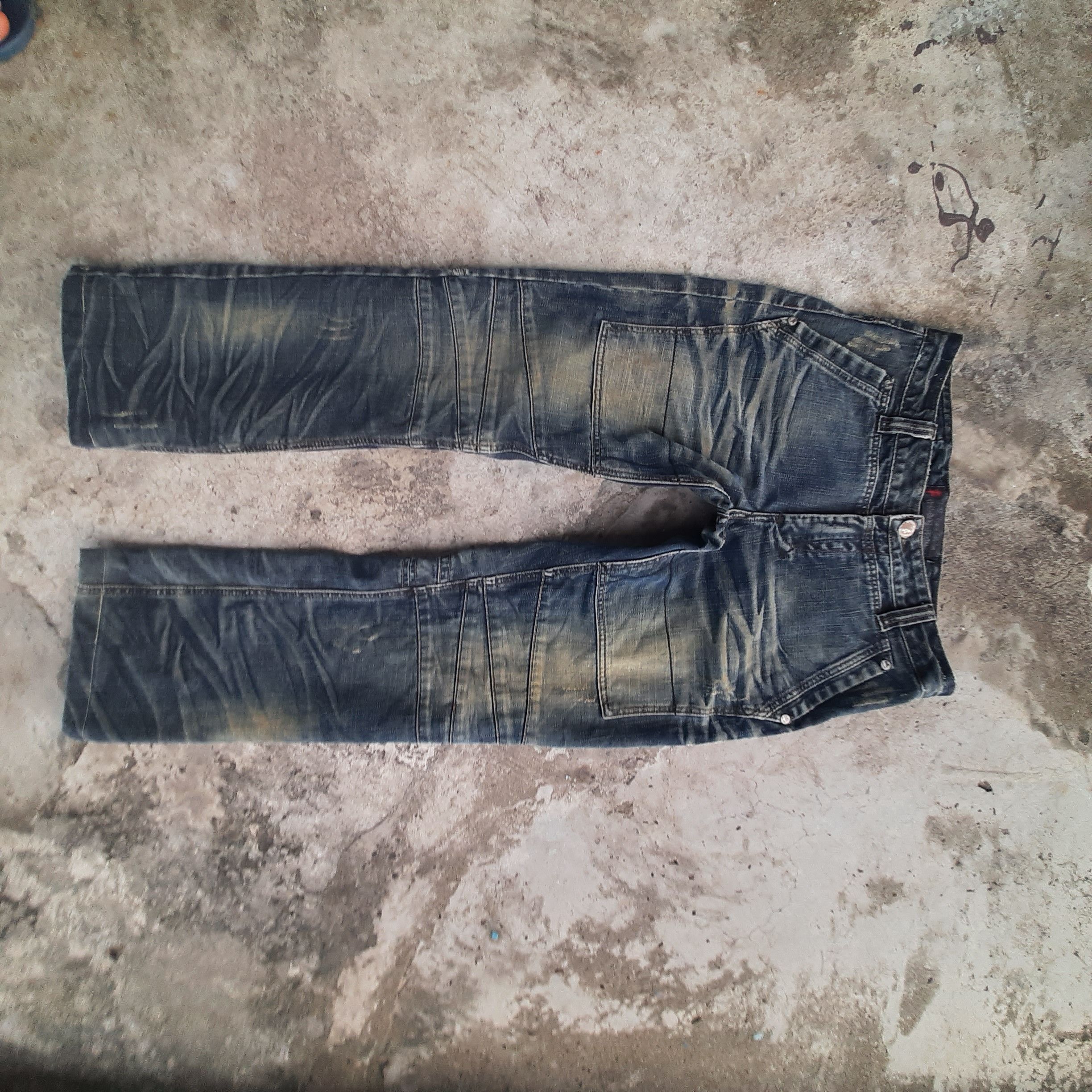 Distressed Denim Unknow Brand Nice Design | Grailed