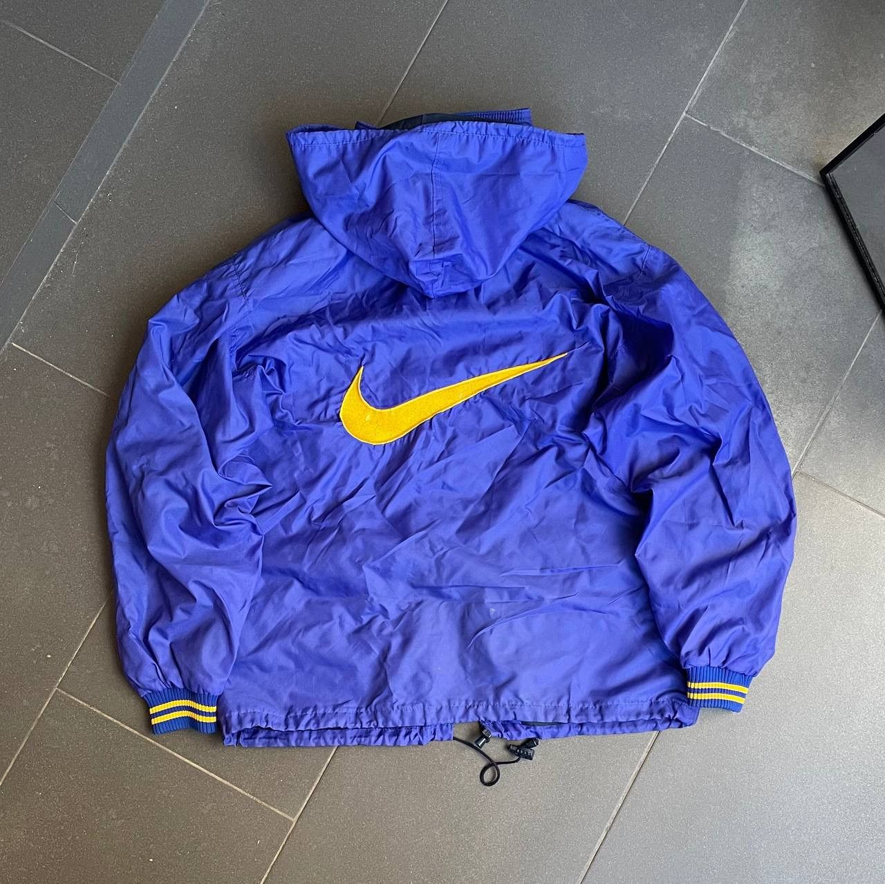 Nike 90s Nike Vintage Big Swoosh Nylon Jacket Bootleg | Grailed