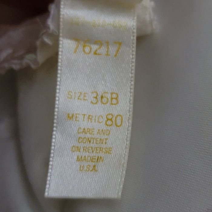 Victoria's Secret Vintage Victoria's Secret Gold Label Demi White Lace ...
