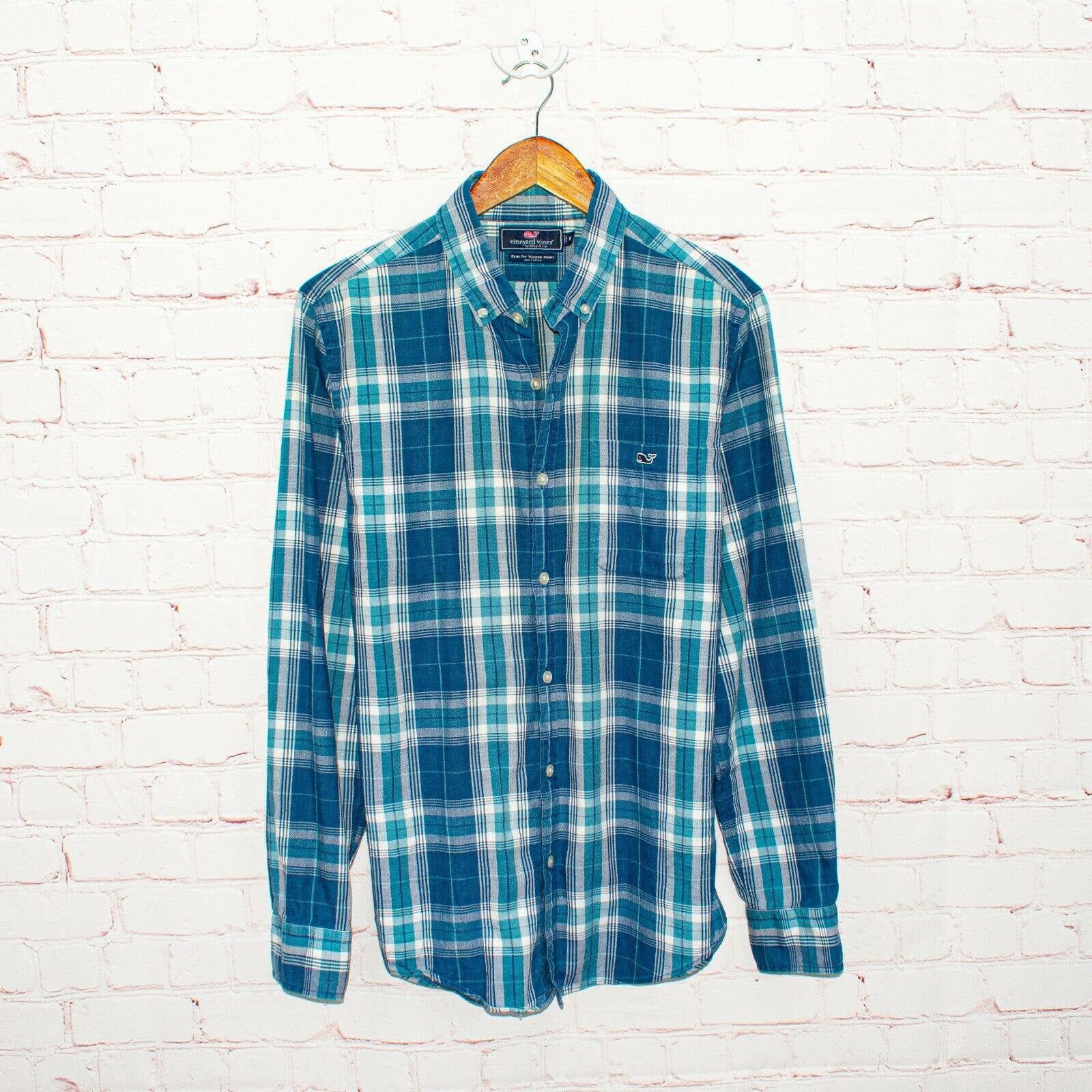 Vineyard Vines Vineyard Vines Slim fit button up Tucker Shirt Whale ...