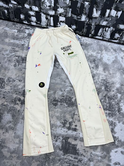 Gallery Dept. Gallery dept paint splatter flare sweatpants L | Grailed