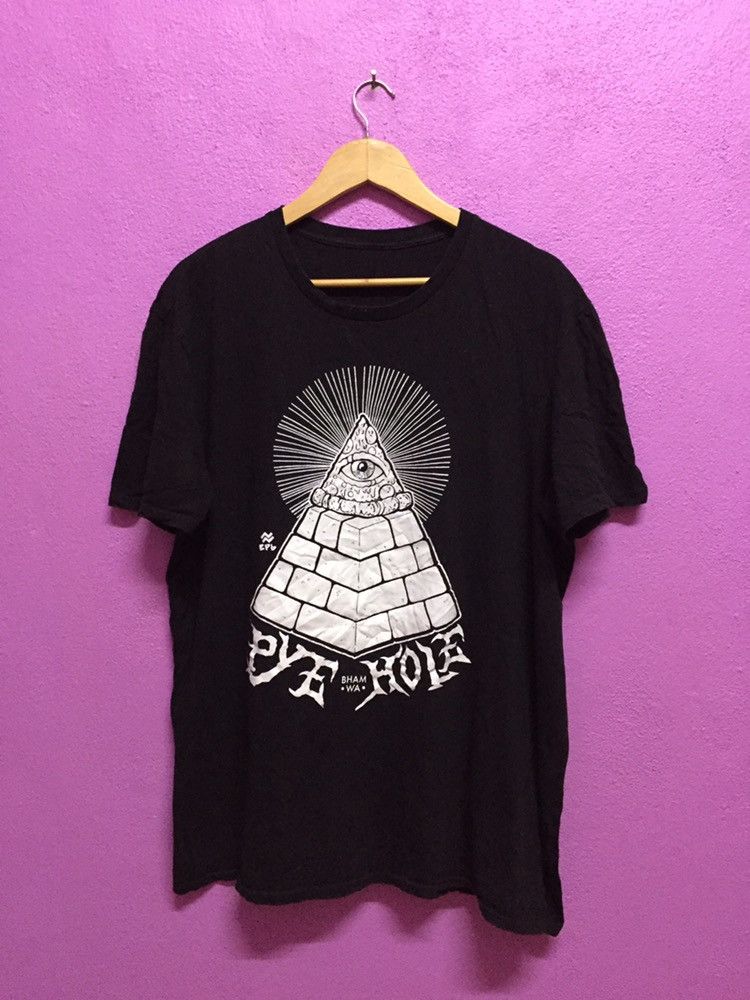 Vintage Pyramid Illumination T-Shirts | Grailed
