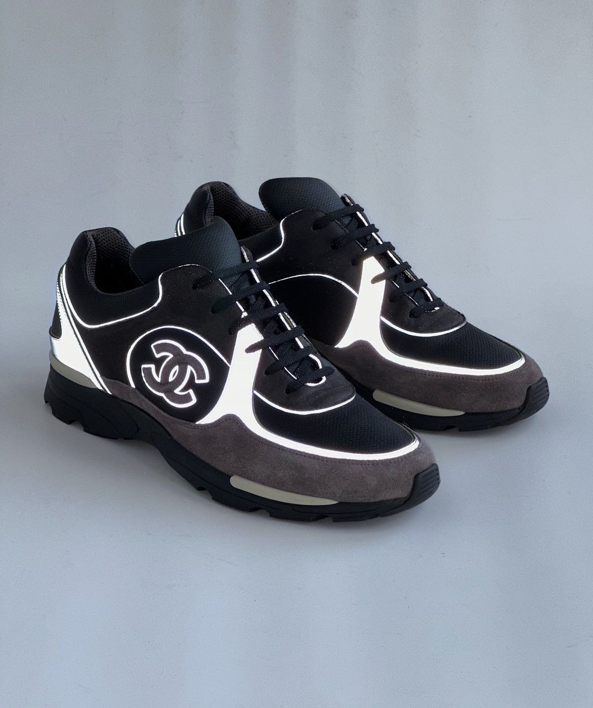 Chanel × Streetwear × Vintage CHANEL 3M Sneakers Limited Edition R ...