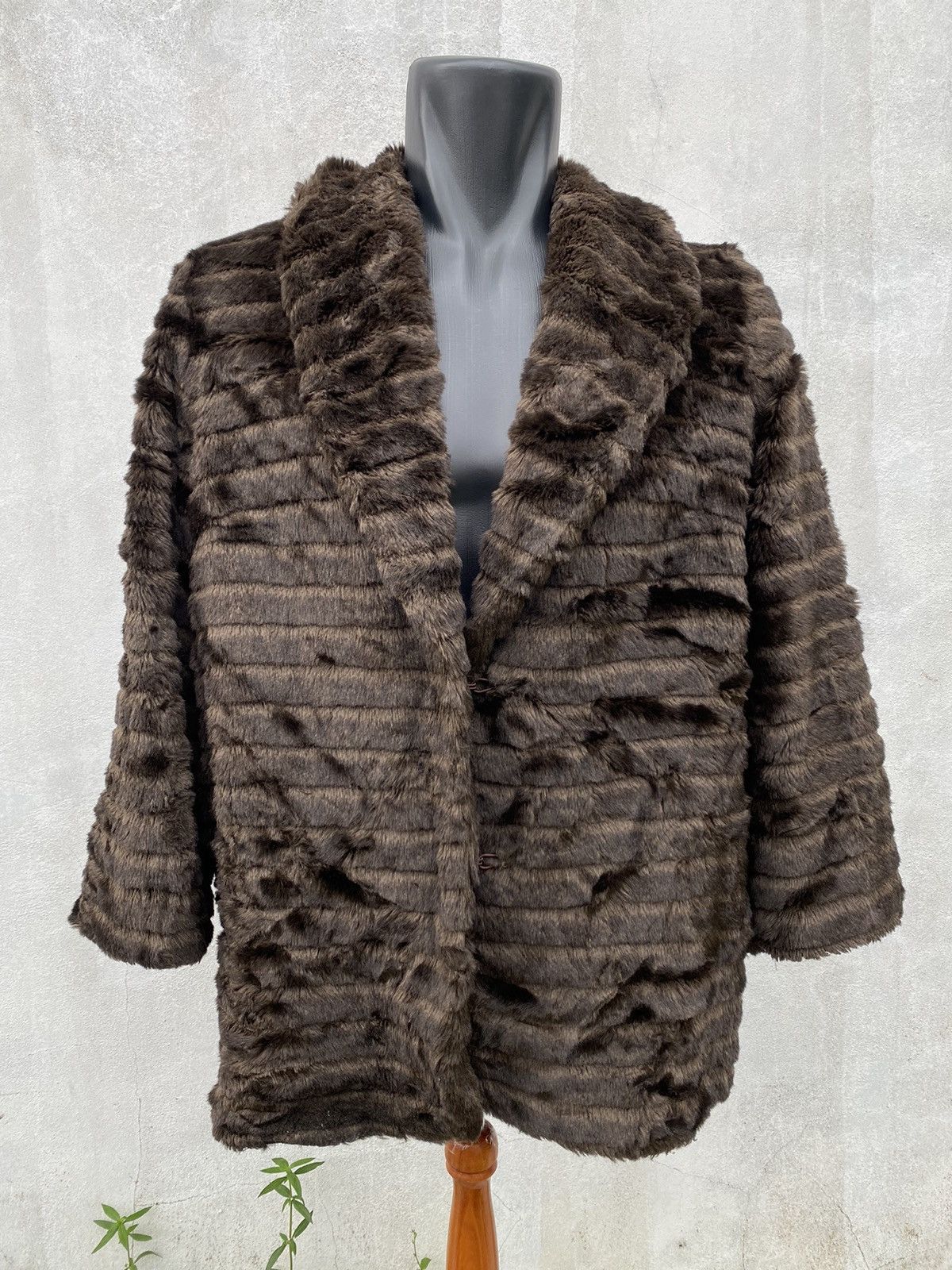 Raccoon Fur Sash Quilted Shawl Collar Faux Fur Jacket By La Elmo | Grailed