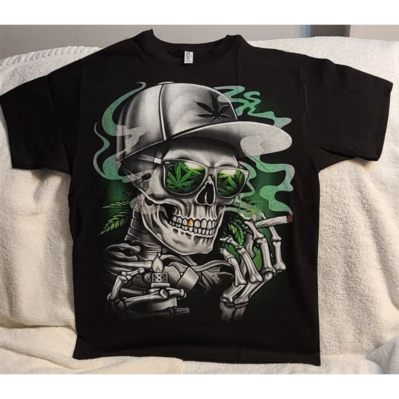 Vintage SKULL SMOKING JOINT MARIJUANA LEAF SUNGLASSES LIGHTER WEED ...