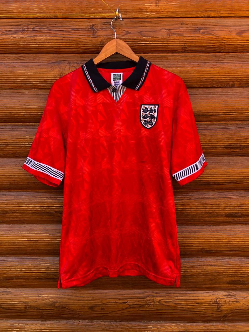 Jersey × Soccer Jersey × Vintage 90s England Vintage Score Draw Home ...