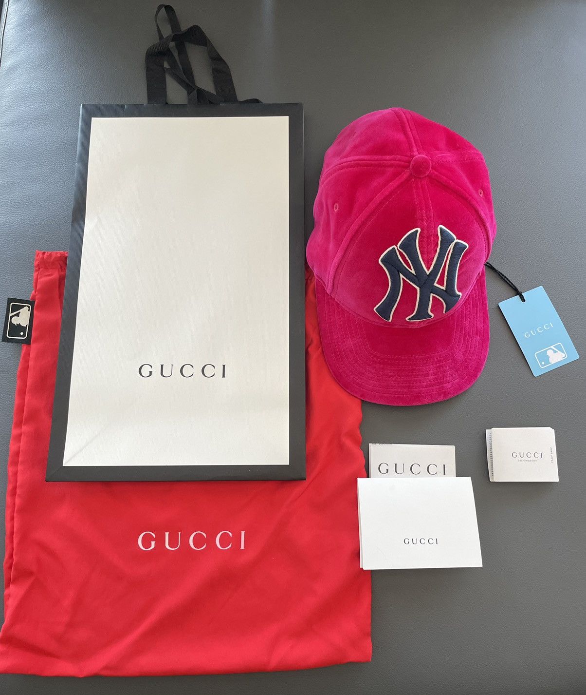 Gucci Super Rare Brand NEW Runway Velvet Gucci x Yankees Logo Hat | Grailed