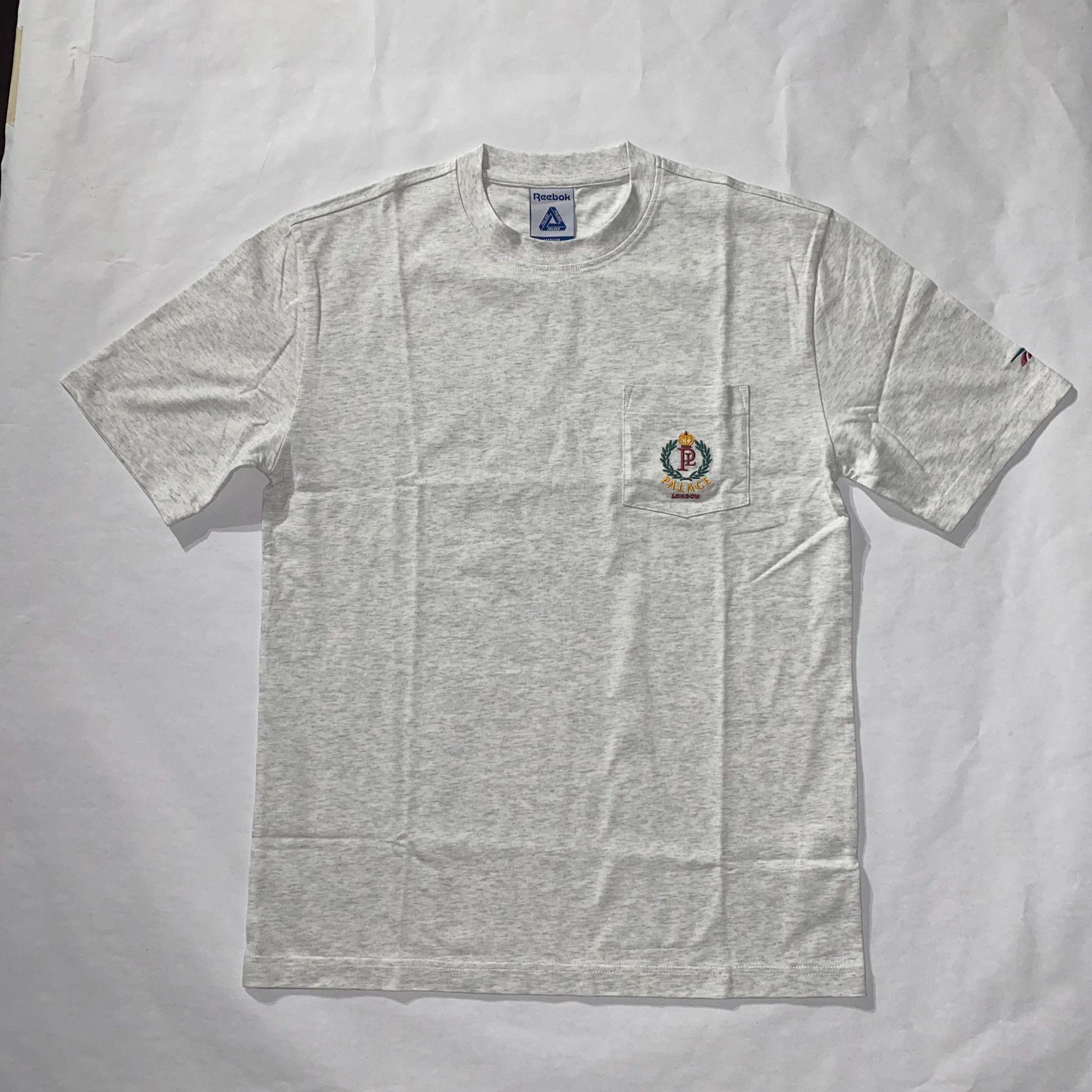 Palace × Reebok Palace x Reebok NPC Pocket T-Shirt Light Grey Marl • M ...