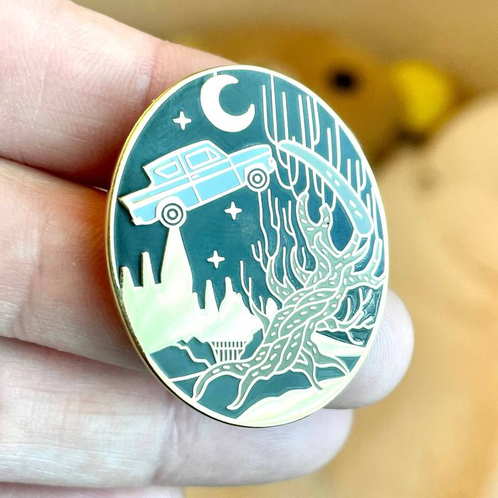 Enamel Harry Potter The Flying Ford Whomping Willow enamel pins 426 ...