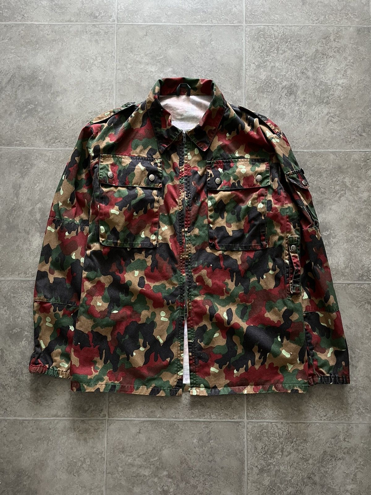 Vintage 1984 VINTAGE SWISS ARMY COMBAT FIELD JACKET M83 ALPENFLAGE ...