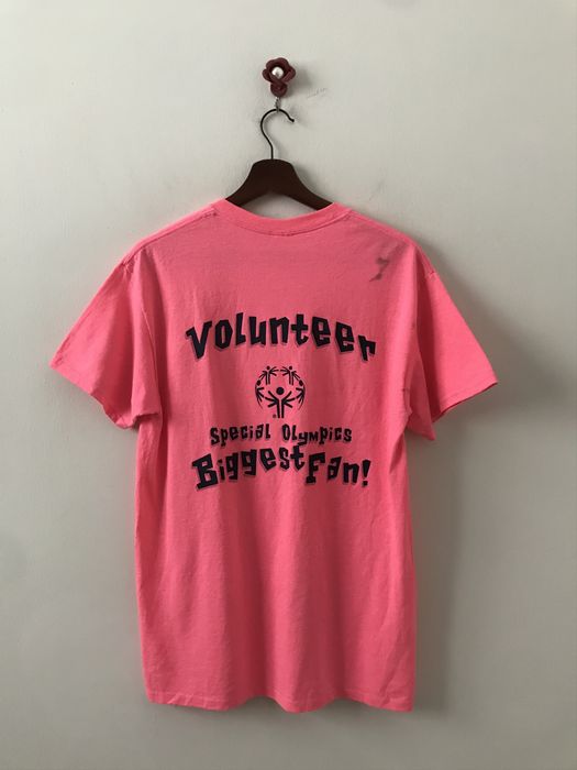 Sportswear GILDAN Pink Special Olympics Volunteer Big Fans Tee Shirt ...
