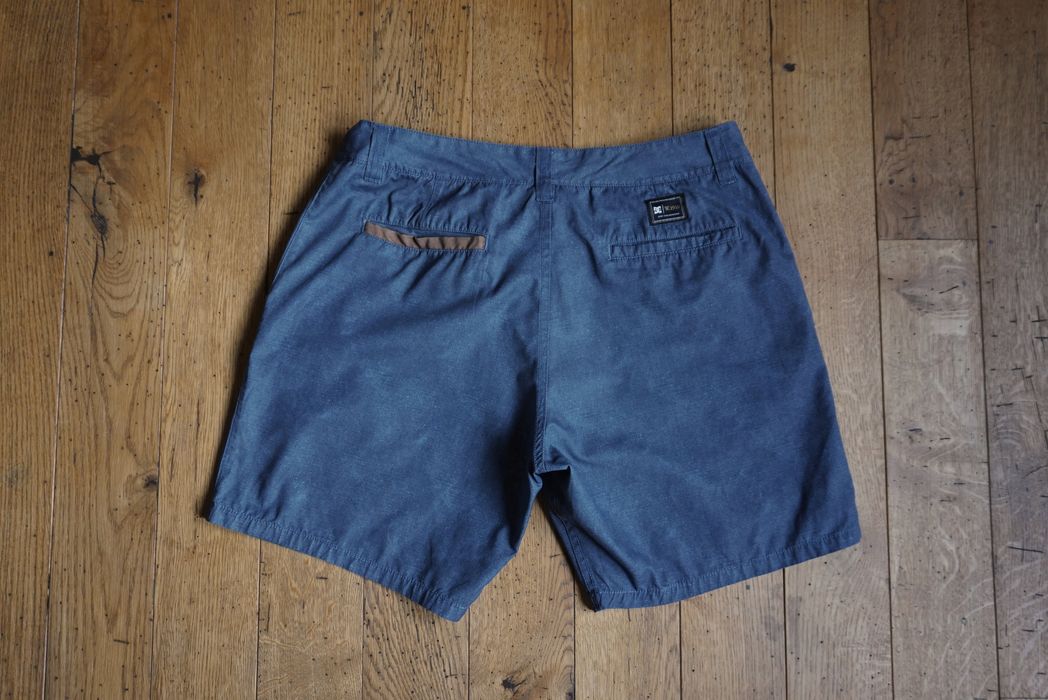 Vintage DC board shorts R 32 beach boarding surf sports swim | Grailed