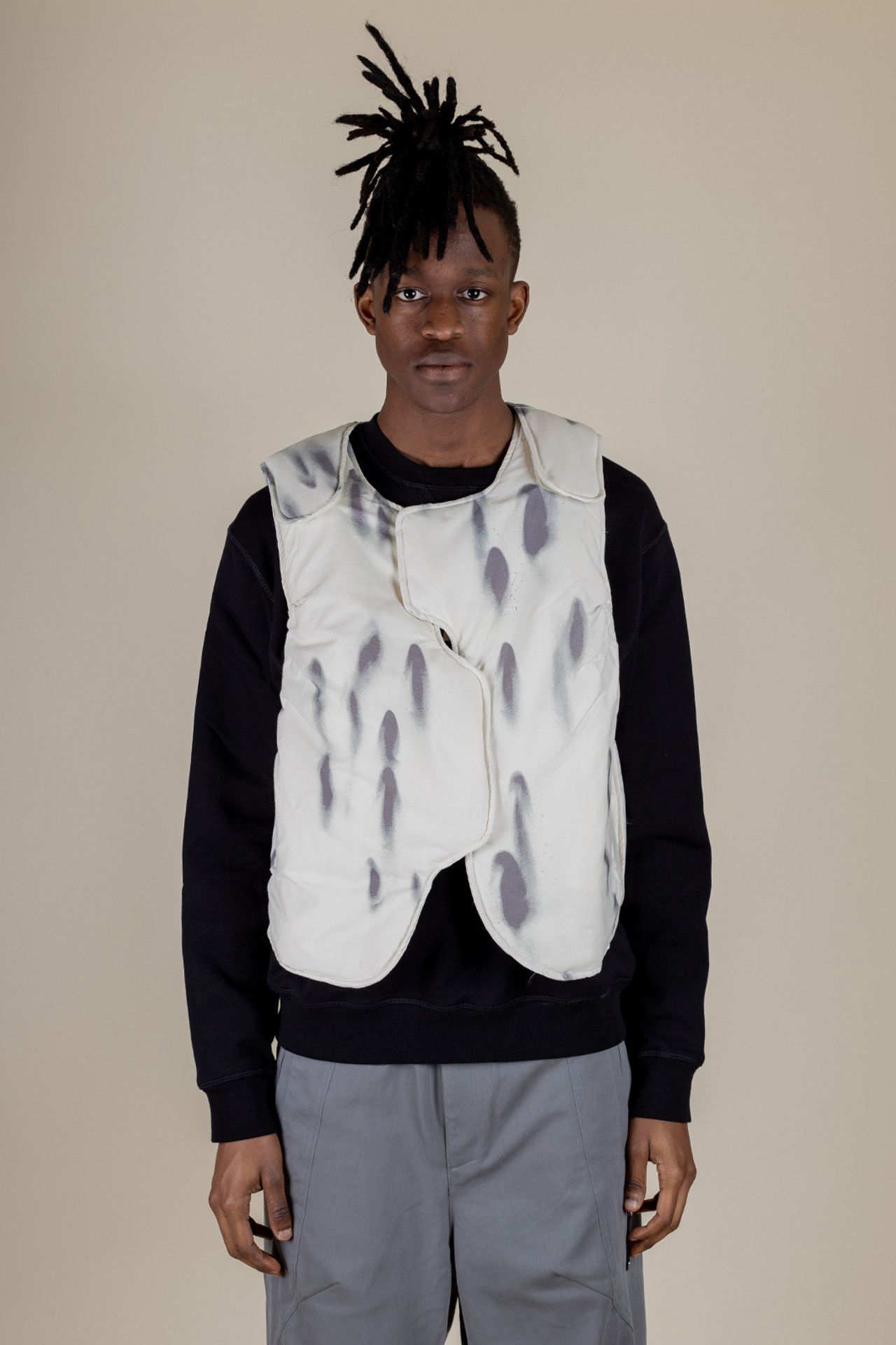 A Cold Wall × Luxury × Samuel Ross ACW asymetrical Gilet Bone Blur ...