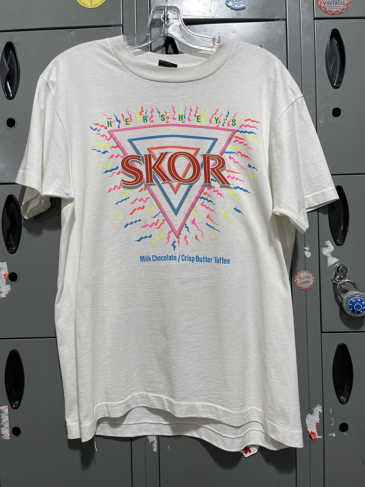 Fruit Of The Loom Vintage SKOR Hershey chocolate fotl best 50/50 USA ...