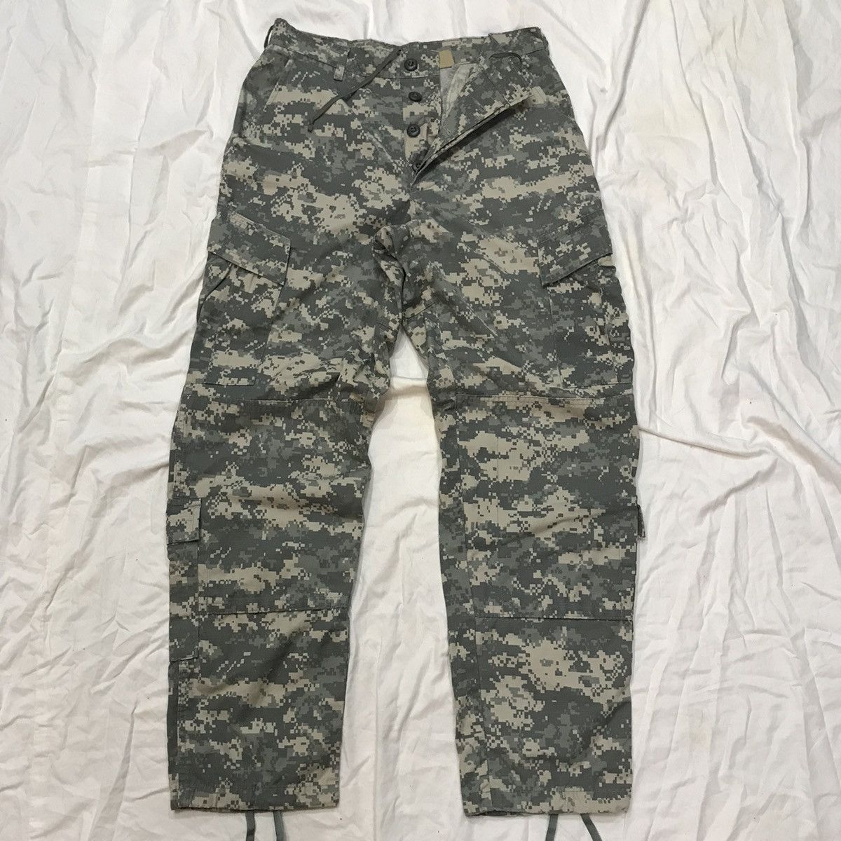 Military TROUSERS ARMY COMBAT UNIFORM | Grailed