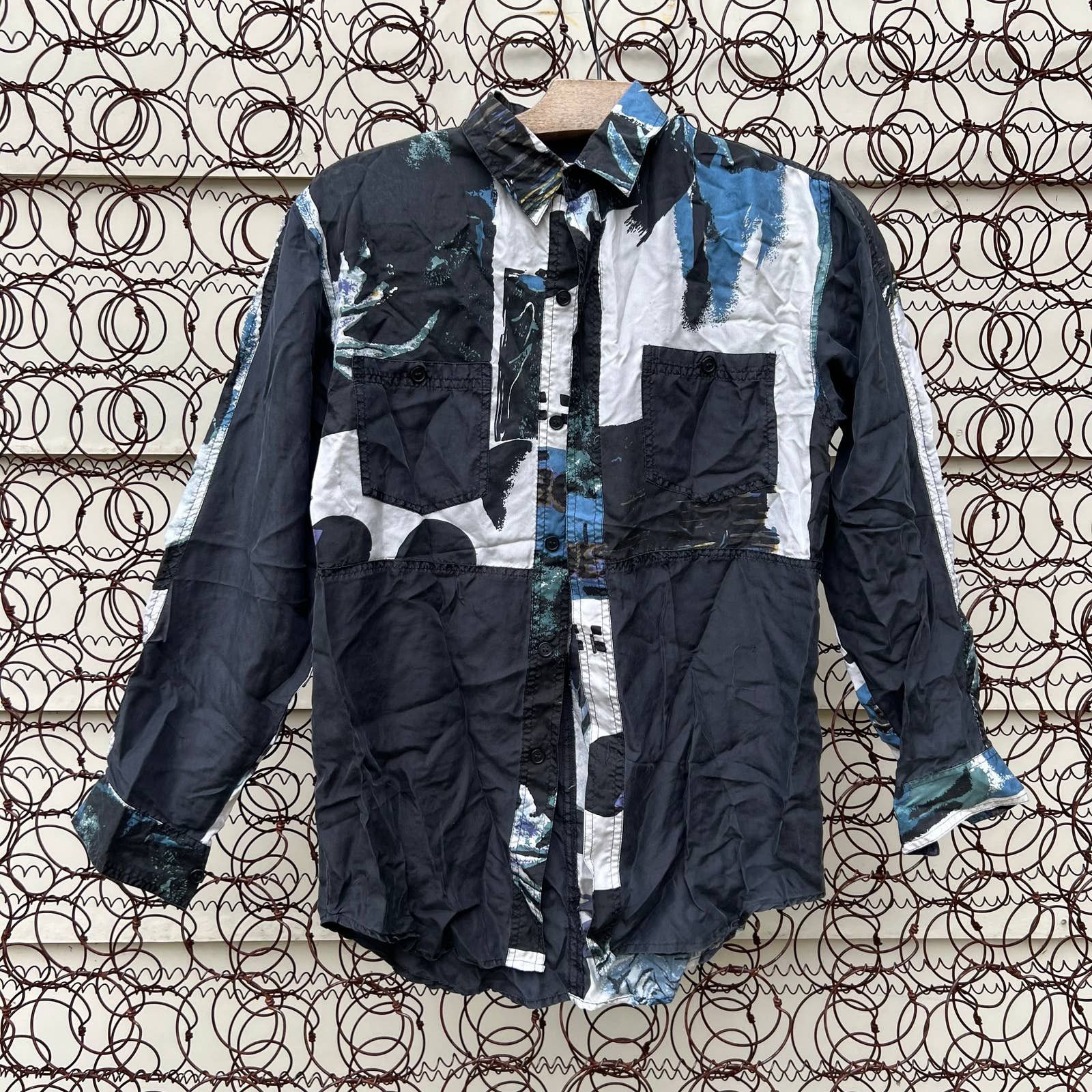 Vintage Vintage Hey Dude abstract black white silk button down shirt ...