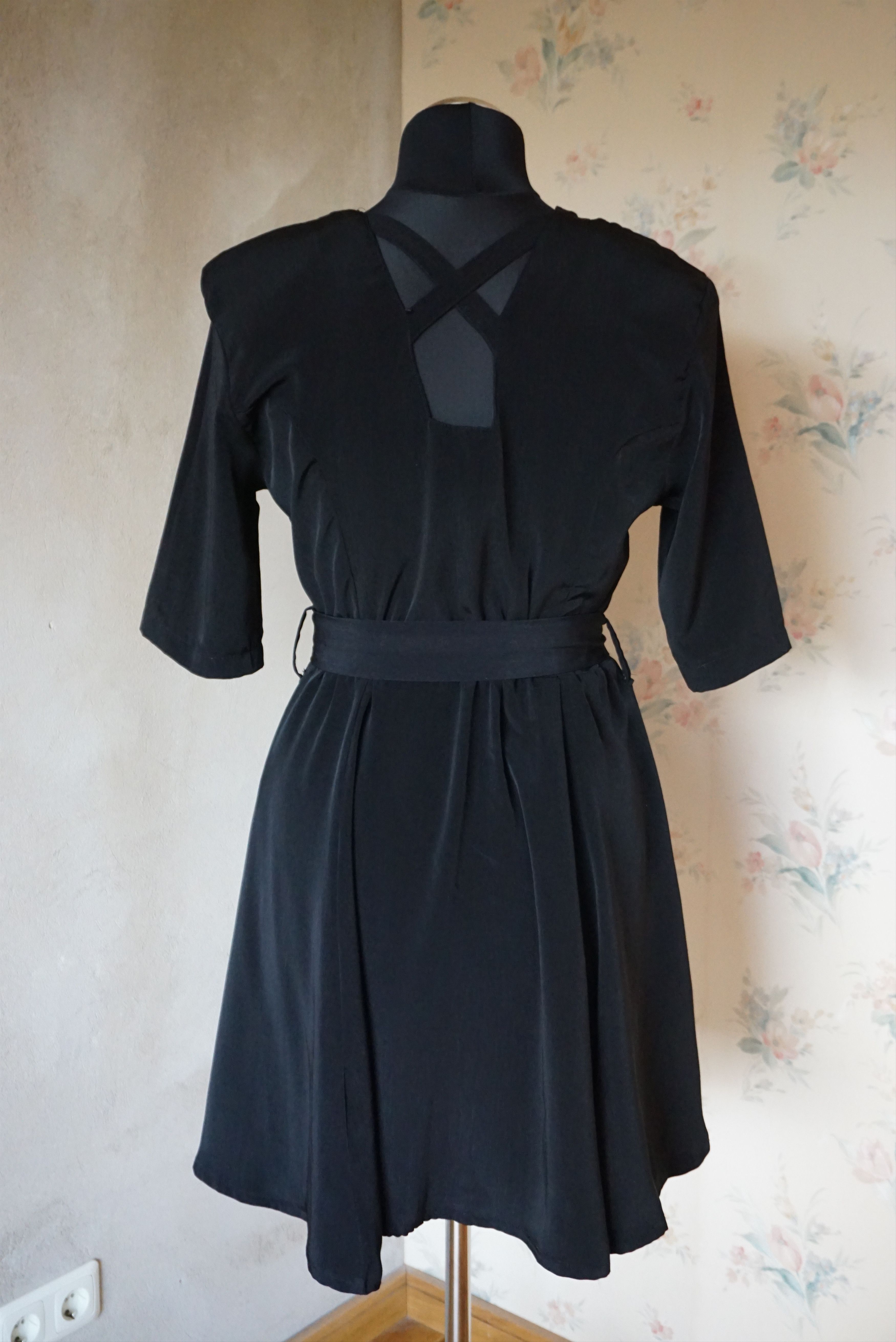 Retrofit × Streetwear × Vintage True vintage 80's dress M 8/10 retro ...