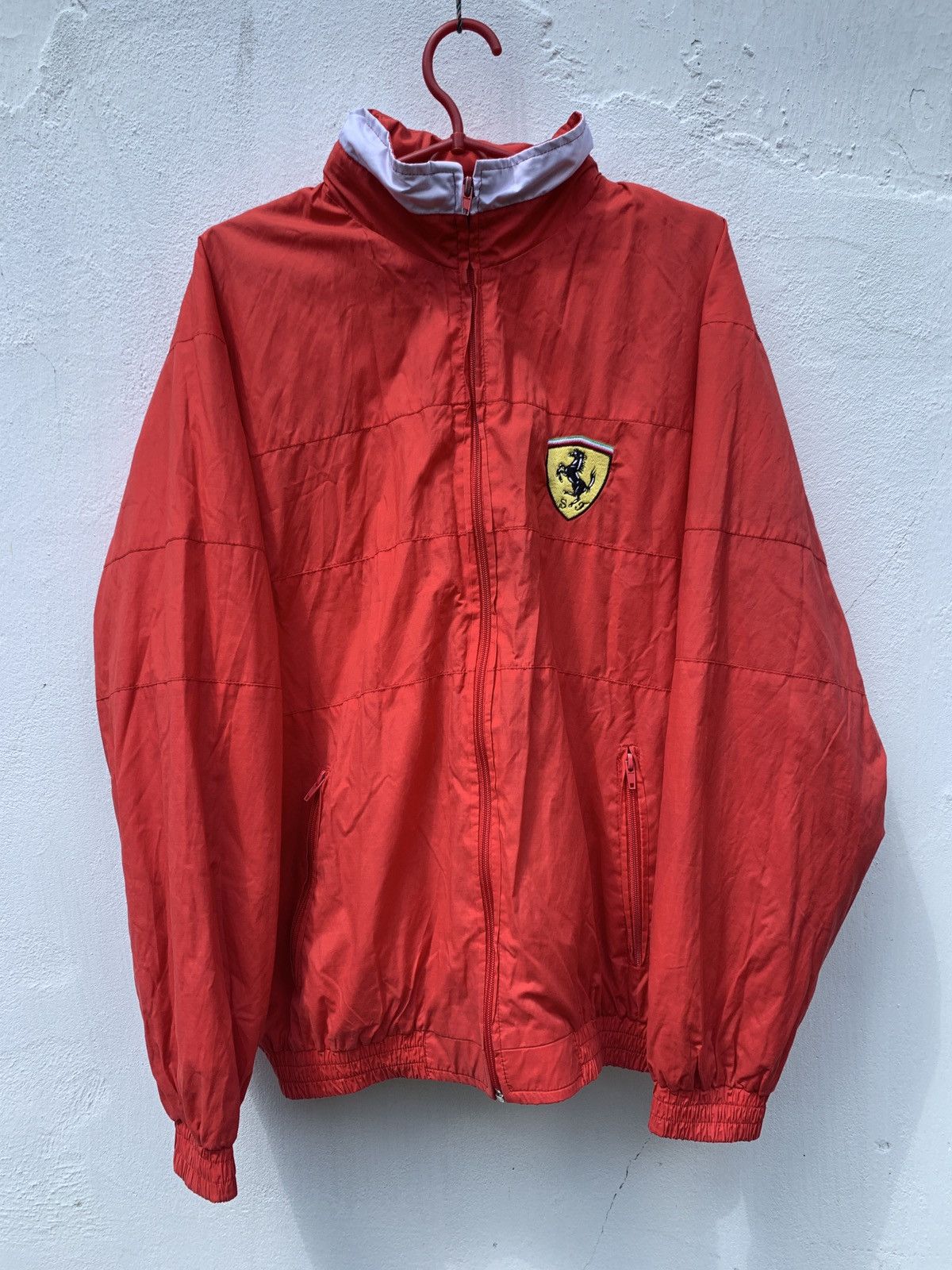 Ferrari × Formula 1 Vintage FERRARI F1 Crew Team Light Bomber Jacket ...