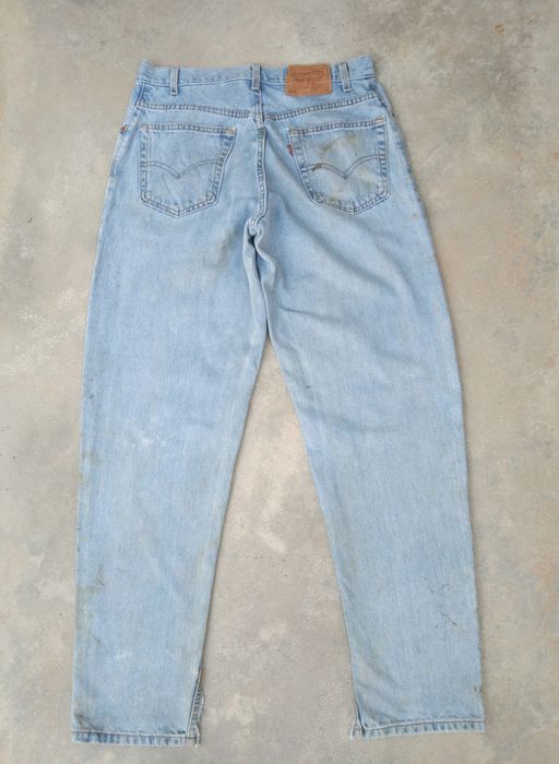 Vintage Vintage Levi's Jeans 560 Made In USA Dirty Distressed 33x34 | Grailed
