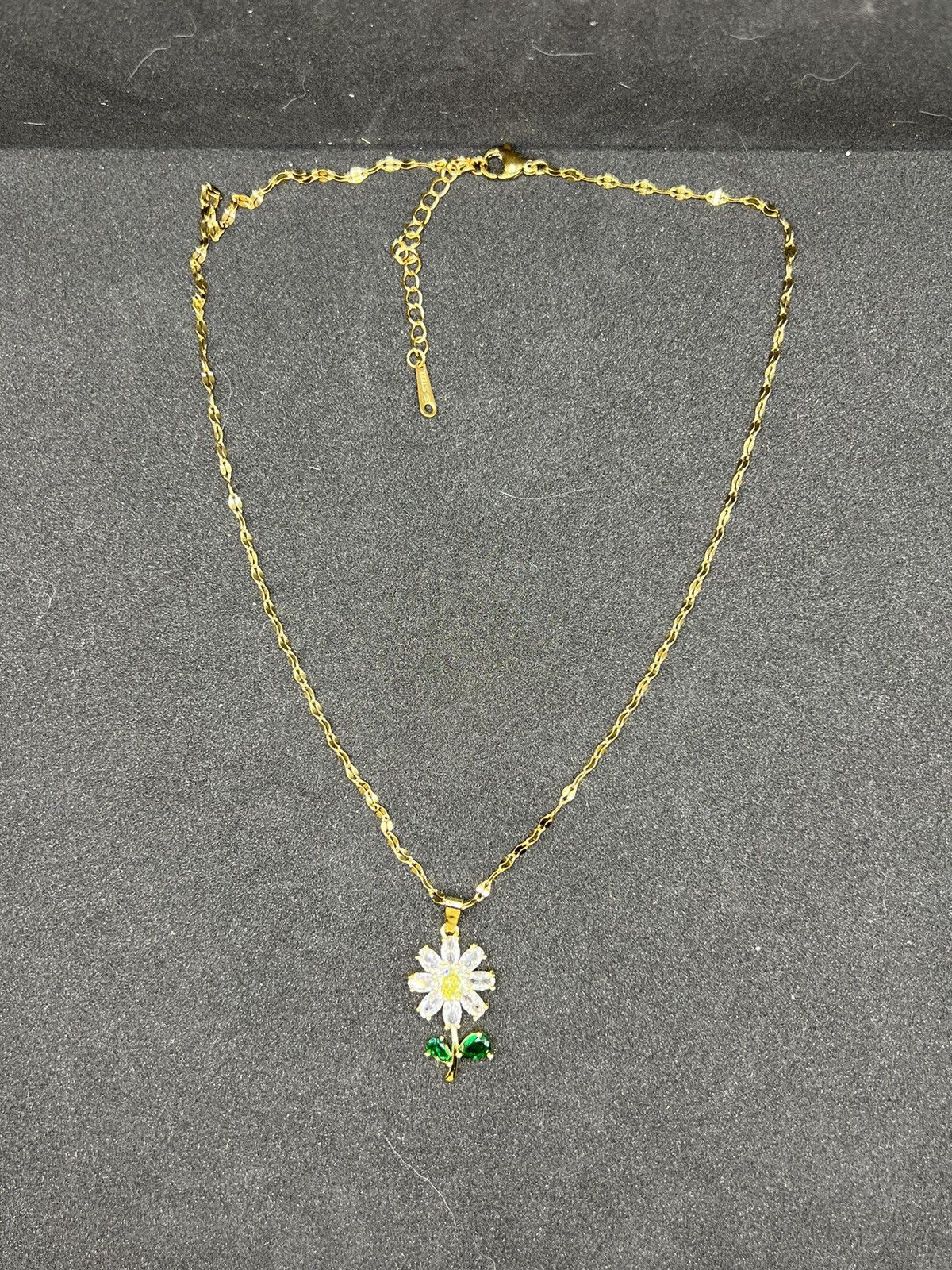 Designer × Jewelry Daisy flower gold chain necklace | Grailed
