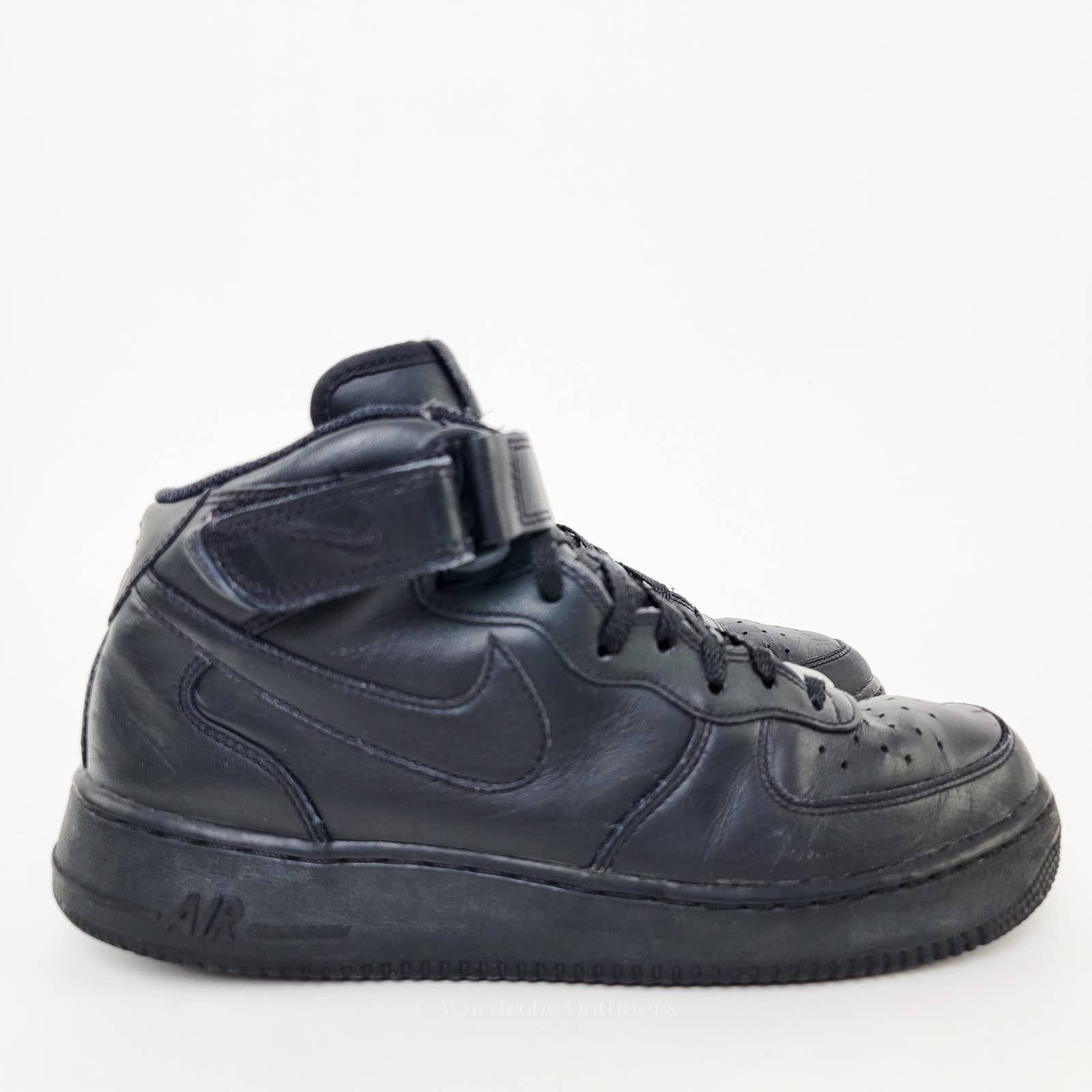 Nike NIKE AF1 Air Force 1 Mid '07 'Triple Black' | Grailed