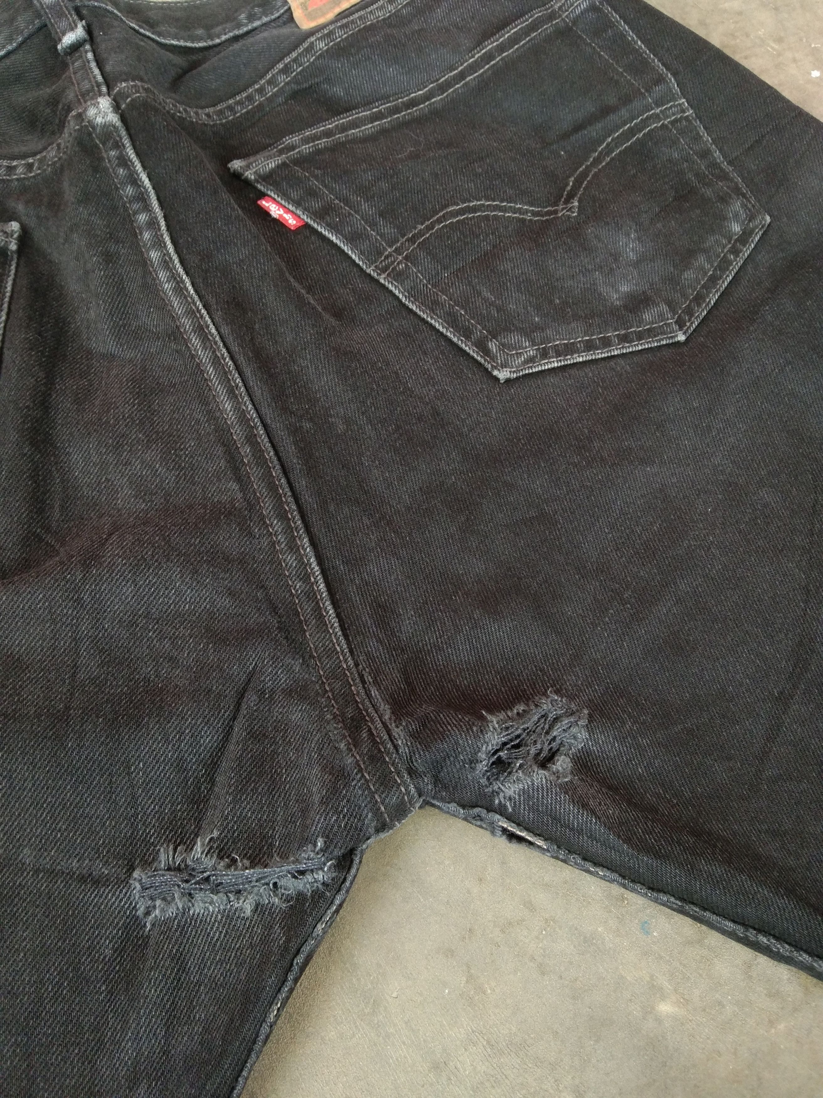 Levi's Vintage Levi's 501 Black Straight Leg Distressed Jeans 36x30 ...