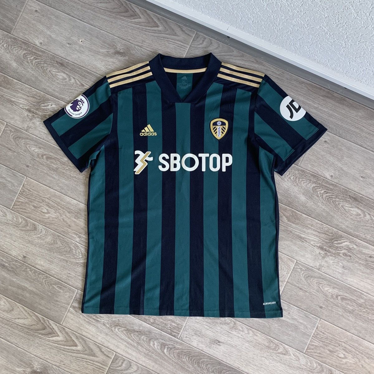 Adidas × Soccer Jersey Leeds United Adidas 2020-2021 season striped ...